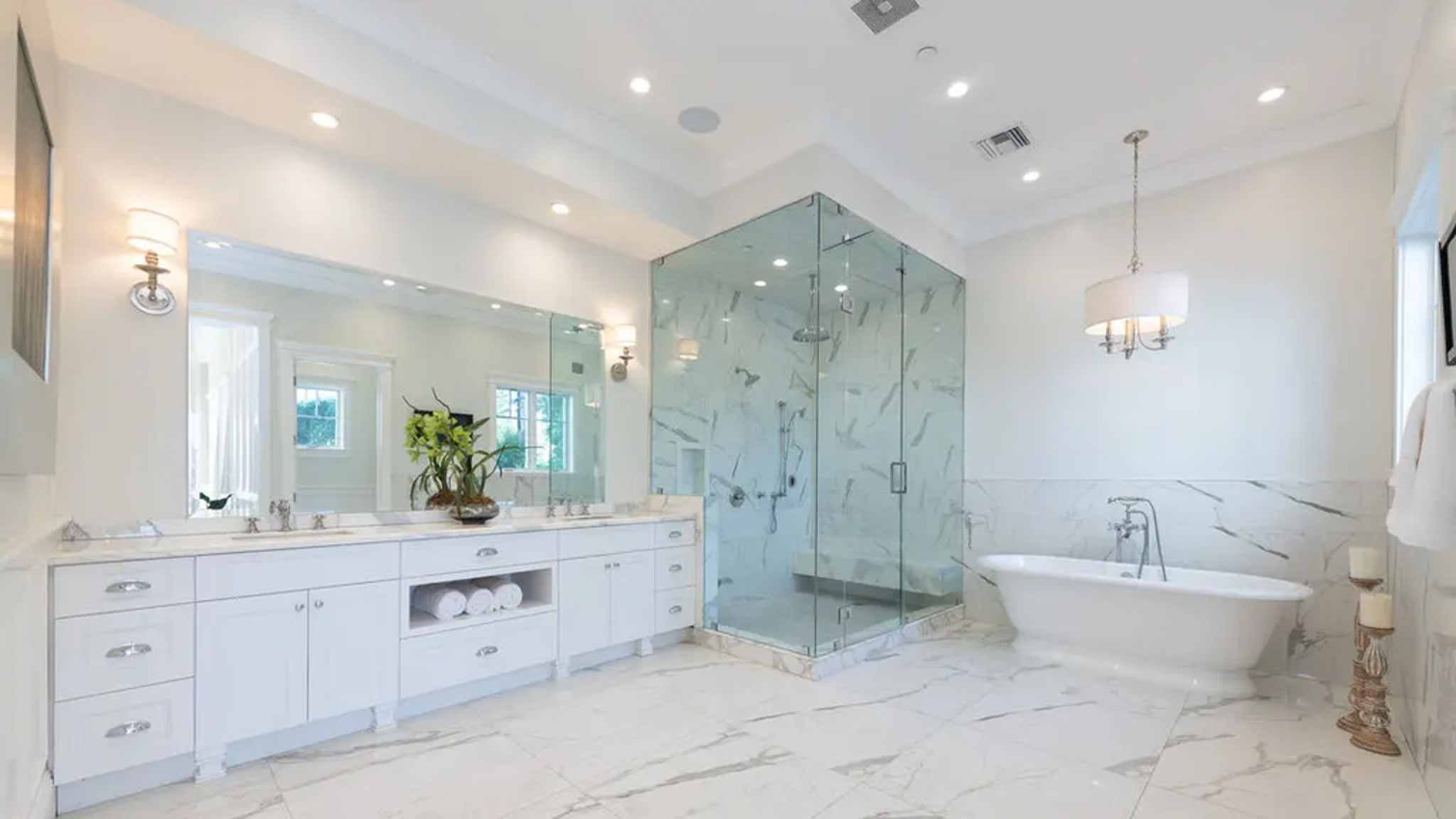 YouTuber Colleen Ballinger Sells L.A. Home