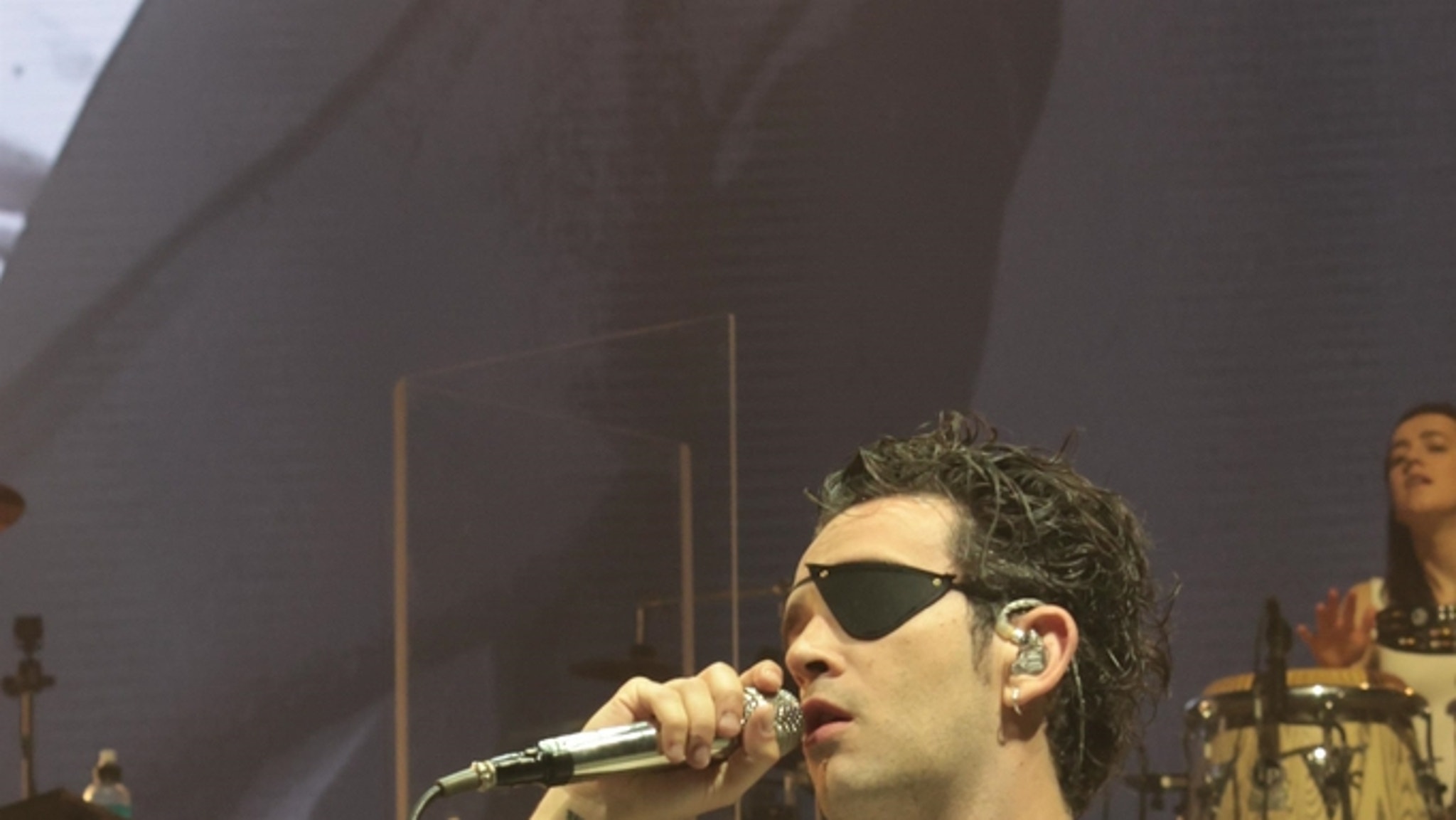 Matty Healy Drinks From A Flask On Stage After Swift Breakup