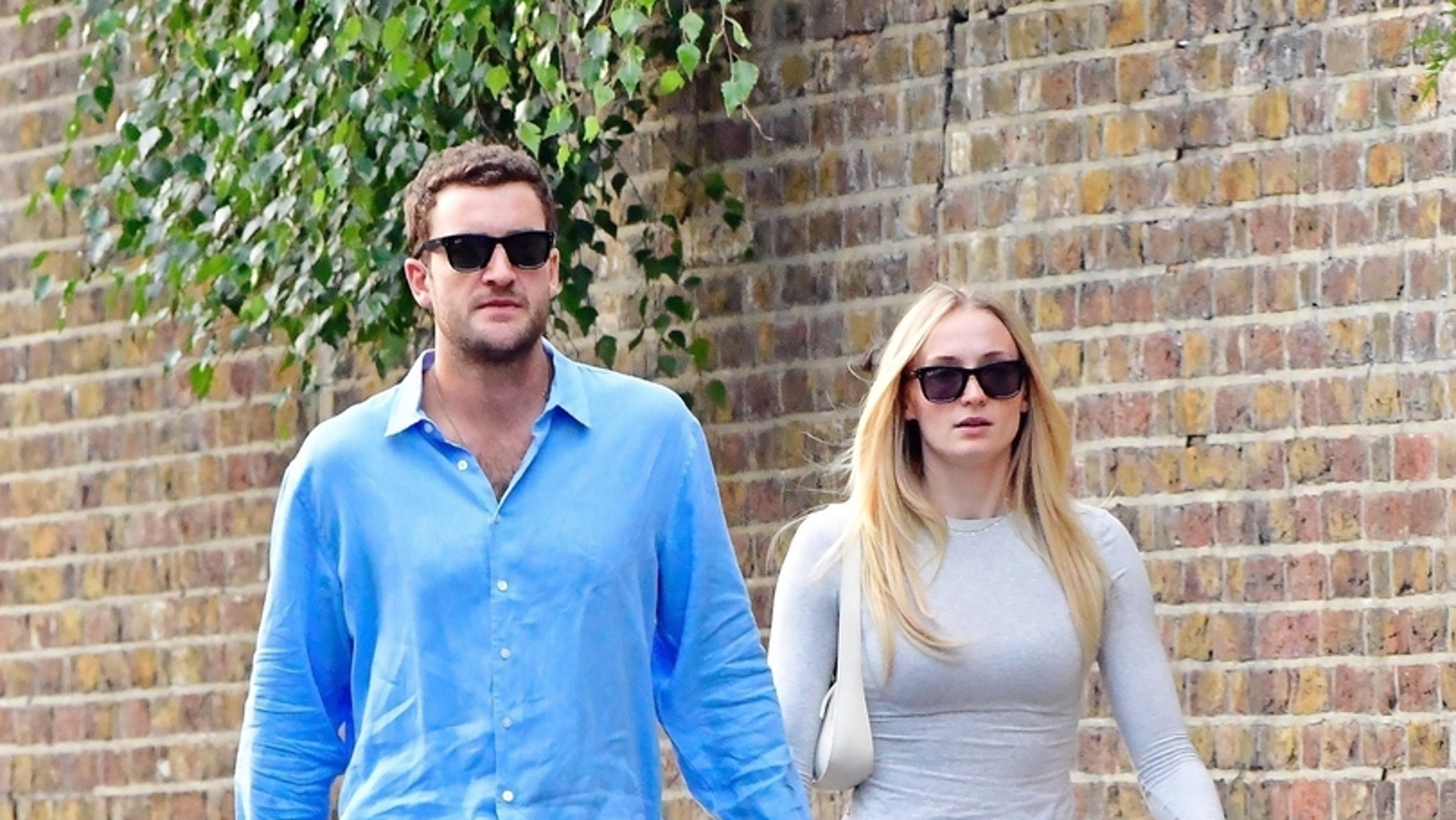 Sophie Turner Packs on PDA with British Boyfriend Peregrine Pearson in Notting Hill