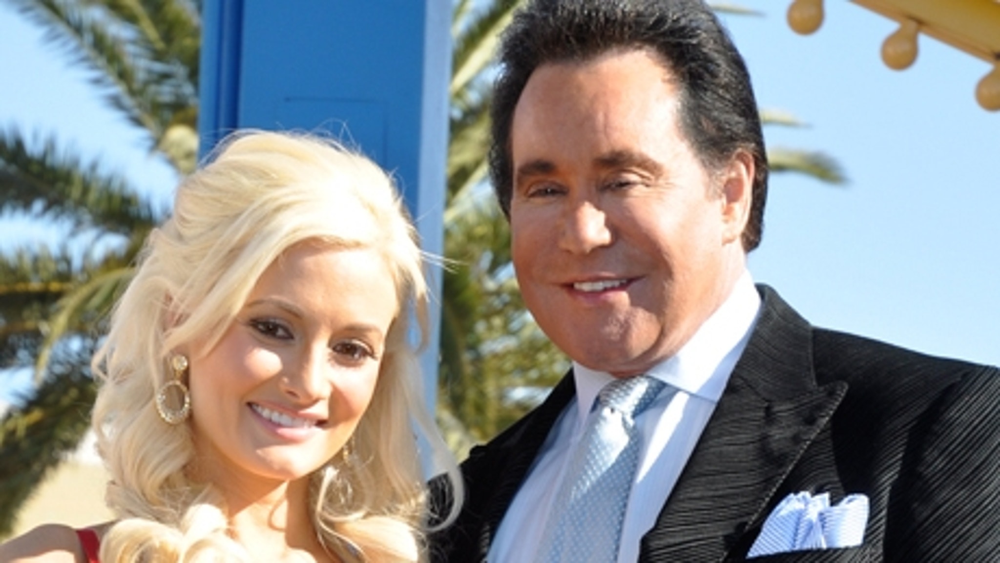 Holly Madison & Wayne Newton: Statuesque Duo
