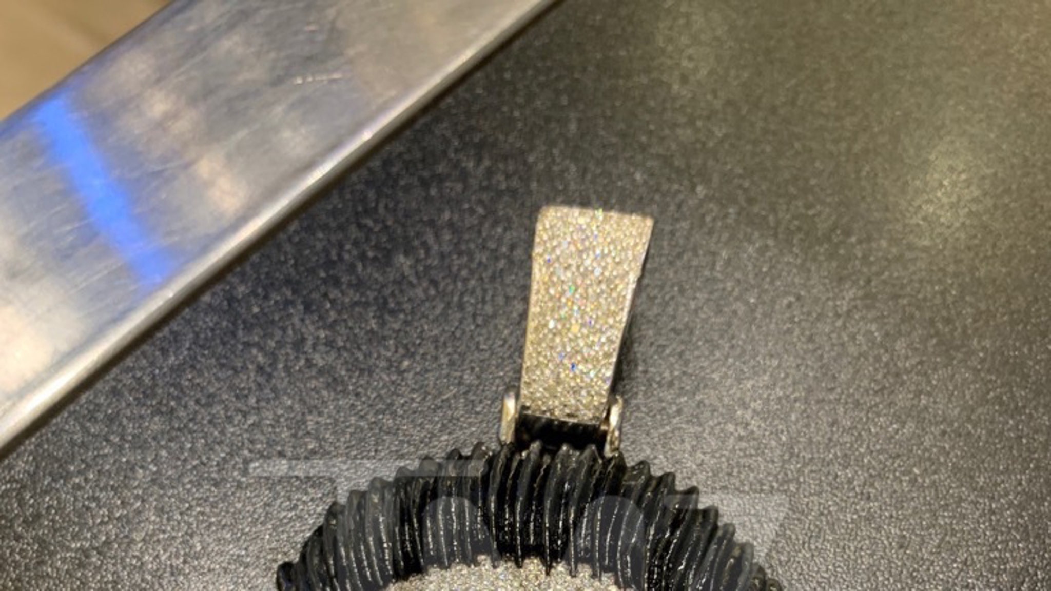 Pauly D's Chain -- Oh Yeah!