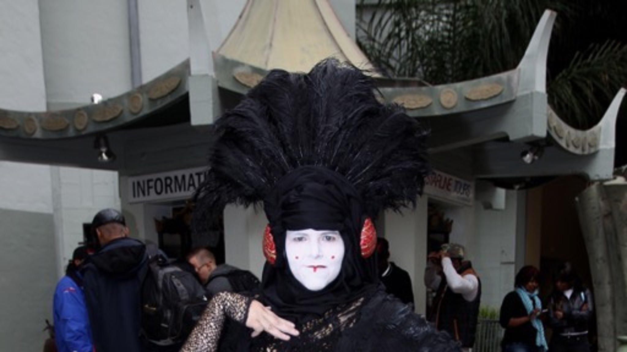 'Rogue One: A Star Wars Story' Opening Ceremony -- Epic Cosplay