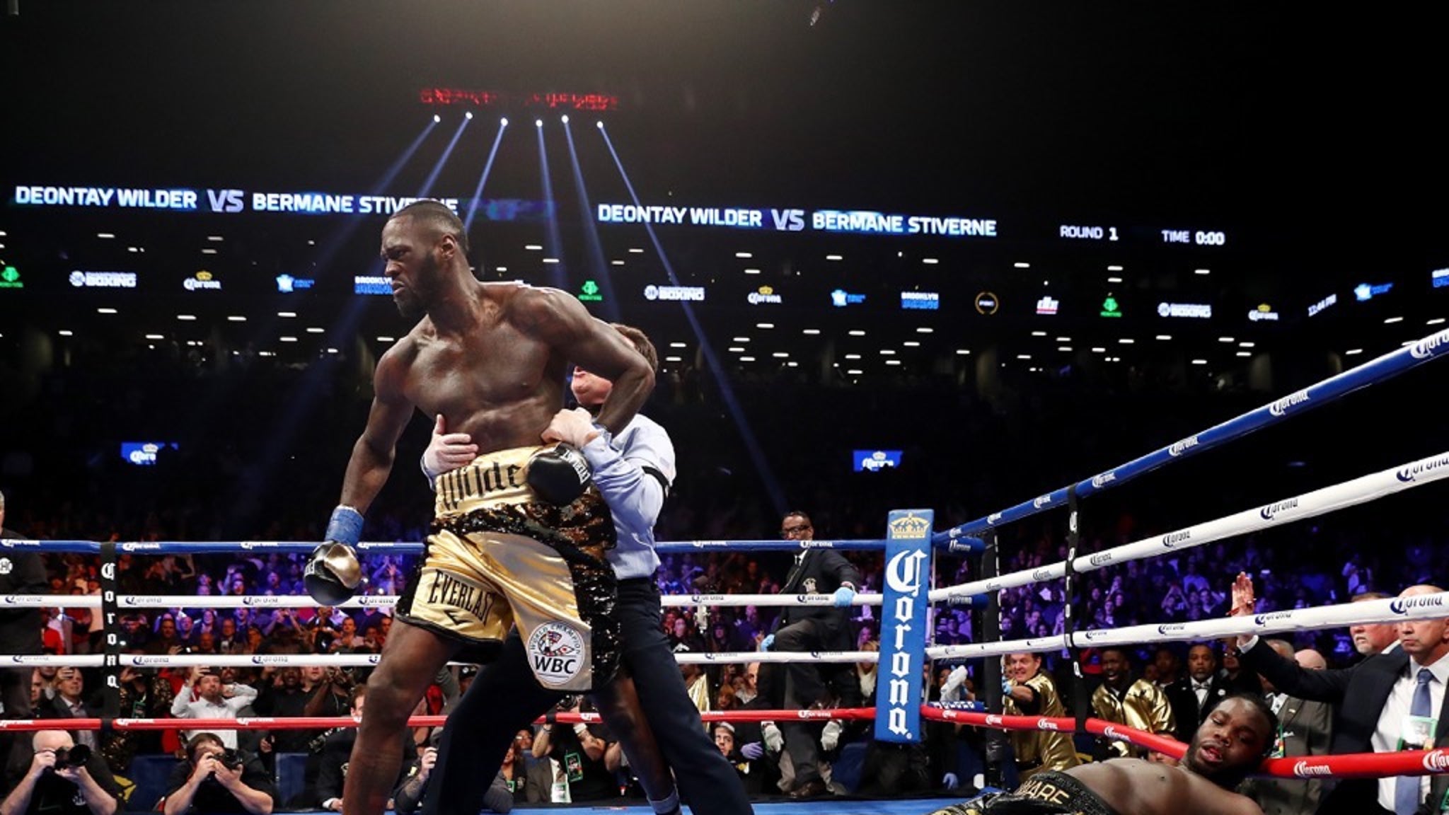 Deontay Wilder Fight Photos