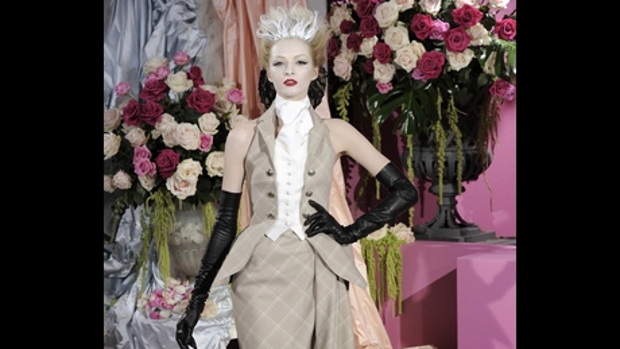 Dior's Newest French Fashion