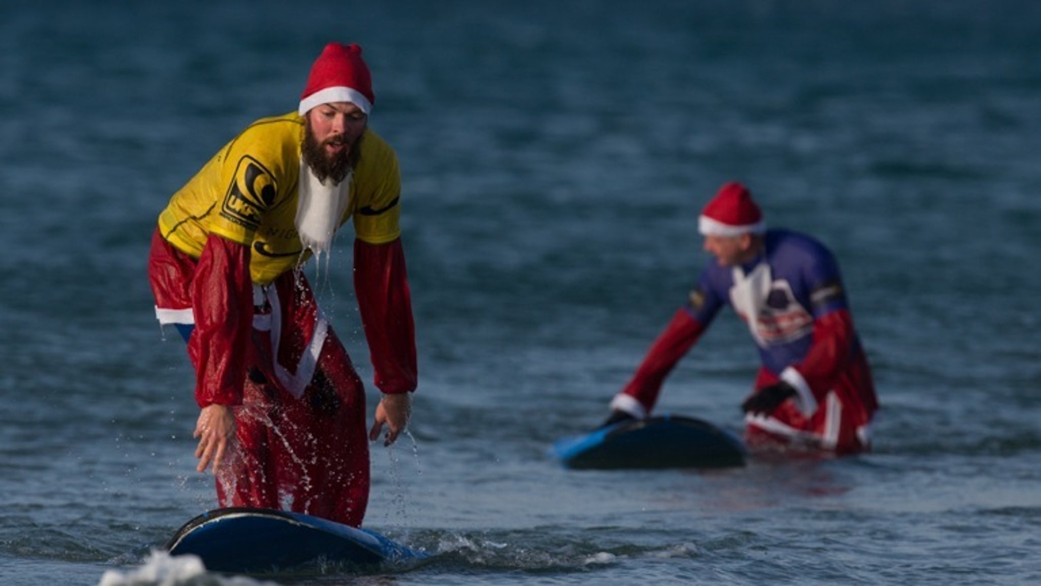 Surfin' Santas -- Cowabunga Dude!