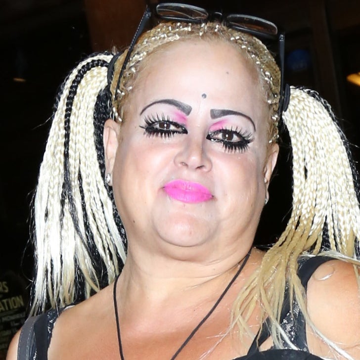 Amber Durfee's Instagram, Facebook & TikTok on IDCrawl