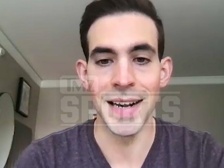 Dustin Brooks on 'Zoey 101' 'Memba Him?!