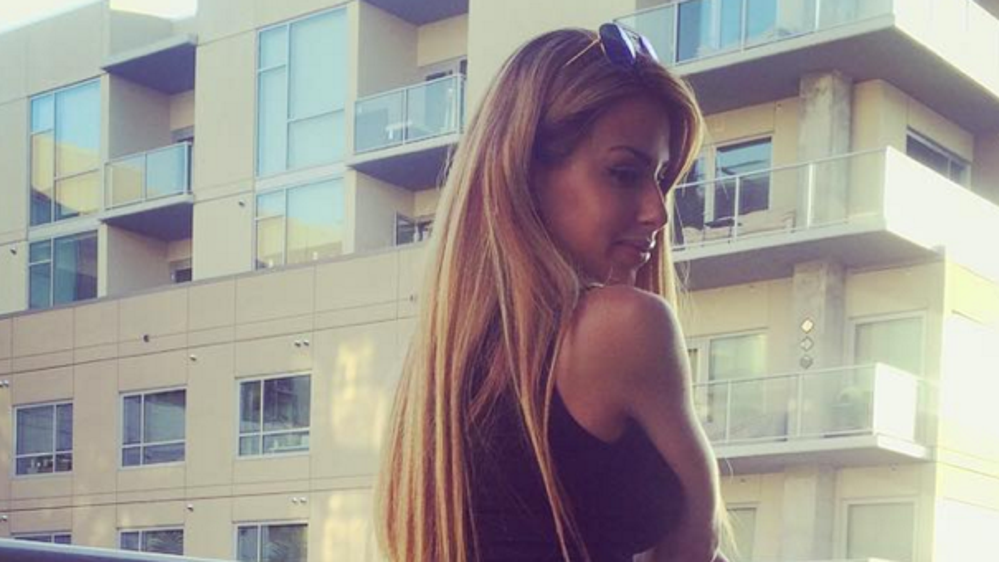 Sheniz Halil's Sexy Instagram Photos