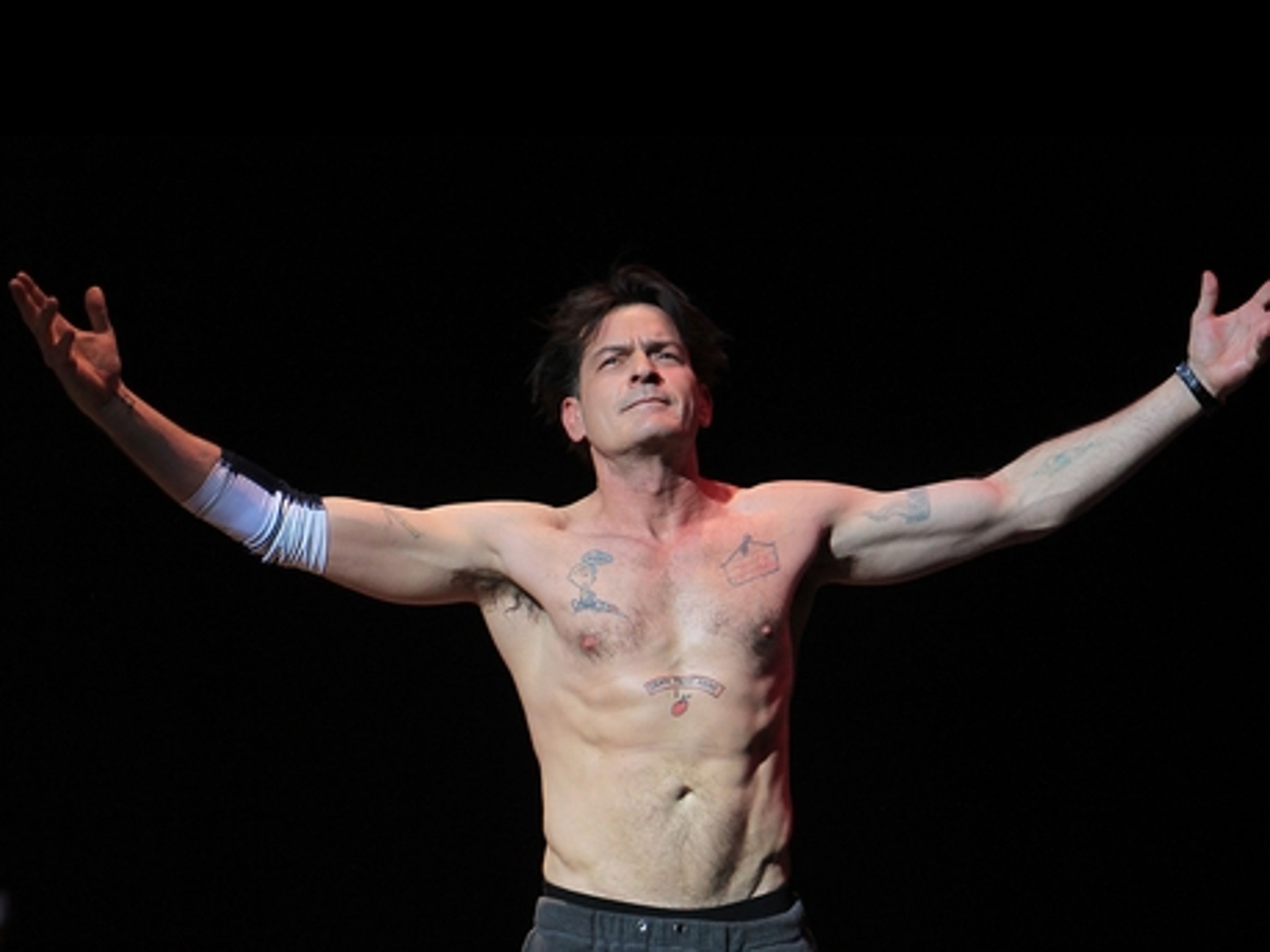 Charlie Sheen Wallpaper