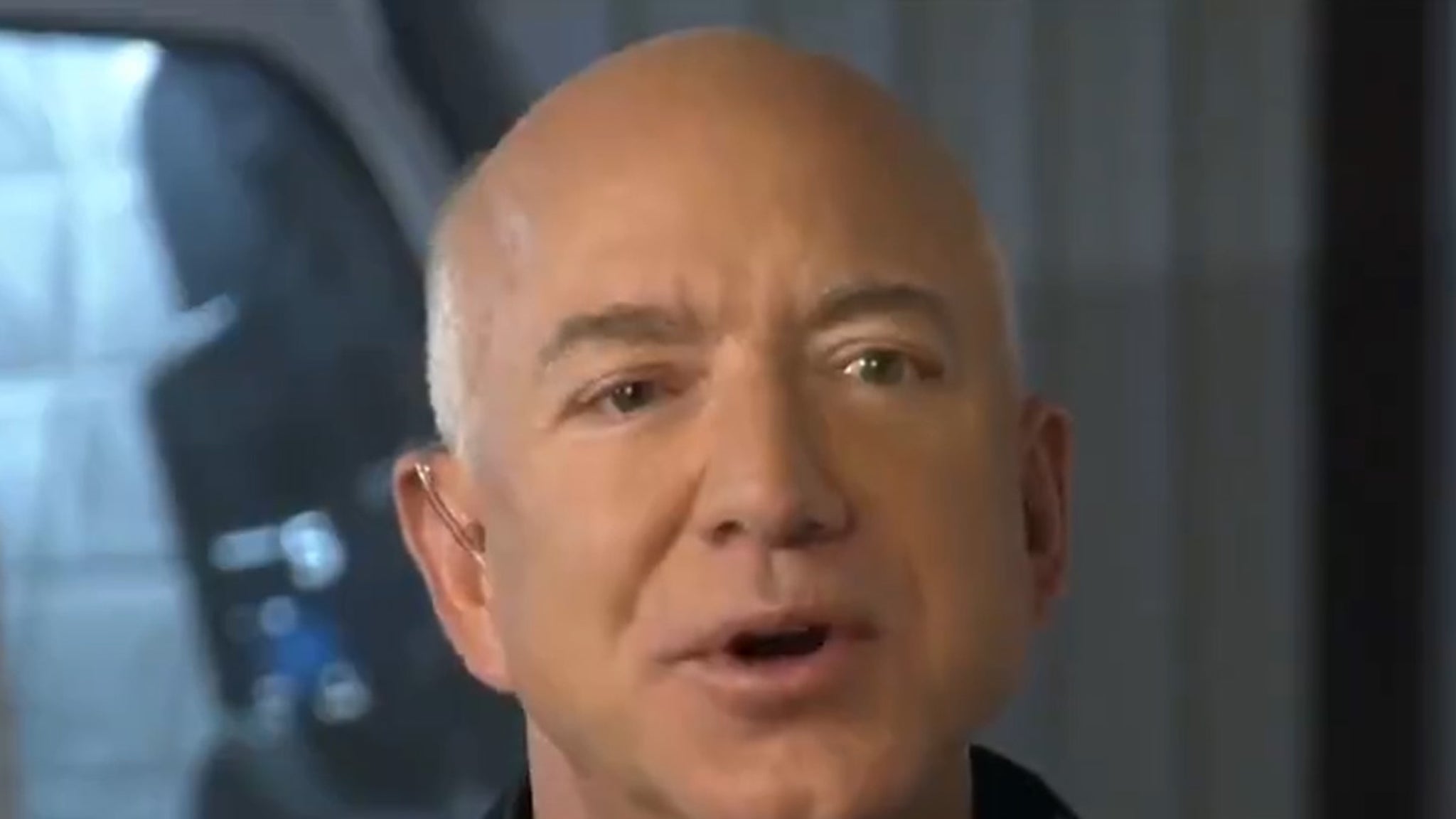 Jeff Bezos Wants Blue Origin Shuttles To Become Reusable Like Airliners