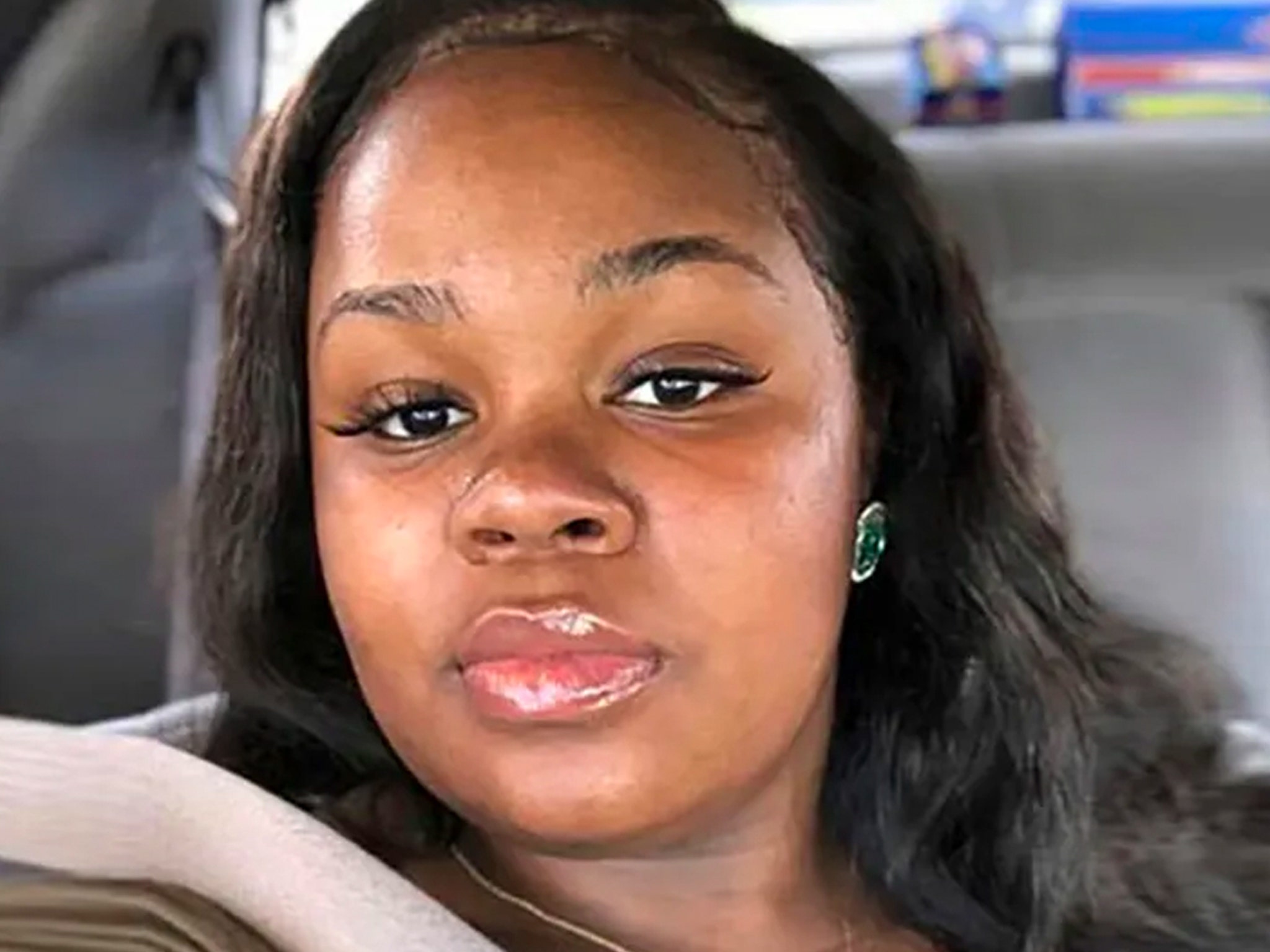 Kelly Goodlett's Instagram, Twitter & Facebook on IDCrawl