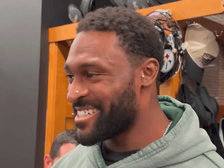 DK Metcalf 'Excited As Hell' To Return From Suspension For Fan Incident