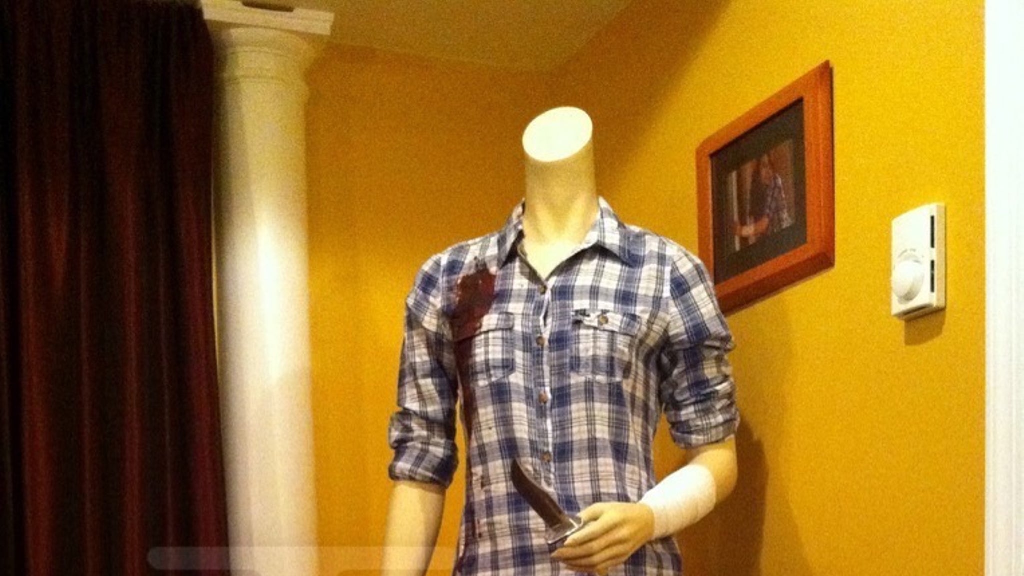 'Scream' Movie Stuff -- The Killer Memorabilia