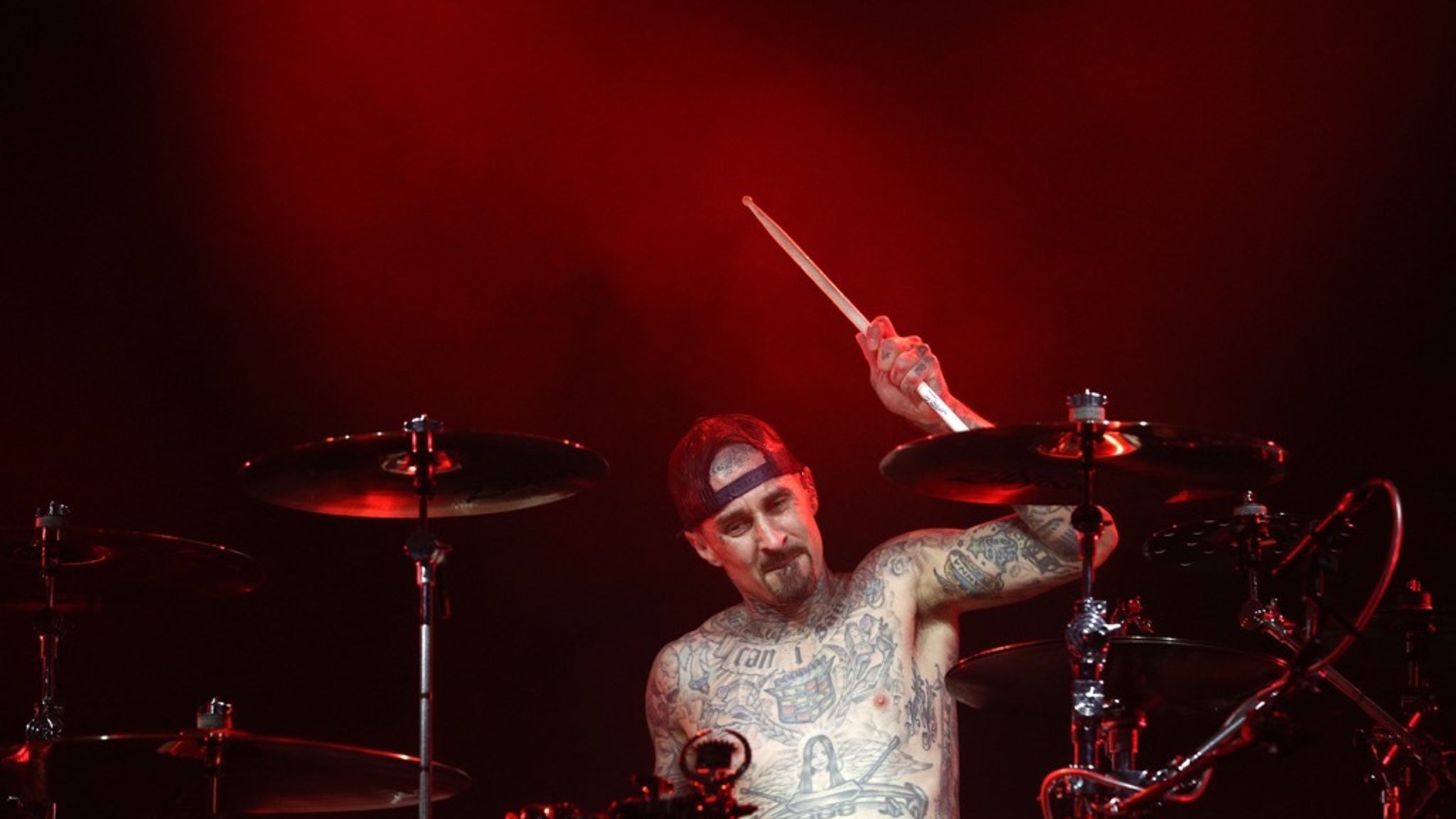 Travis Barker Performance Photos