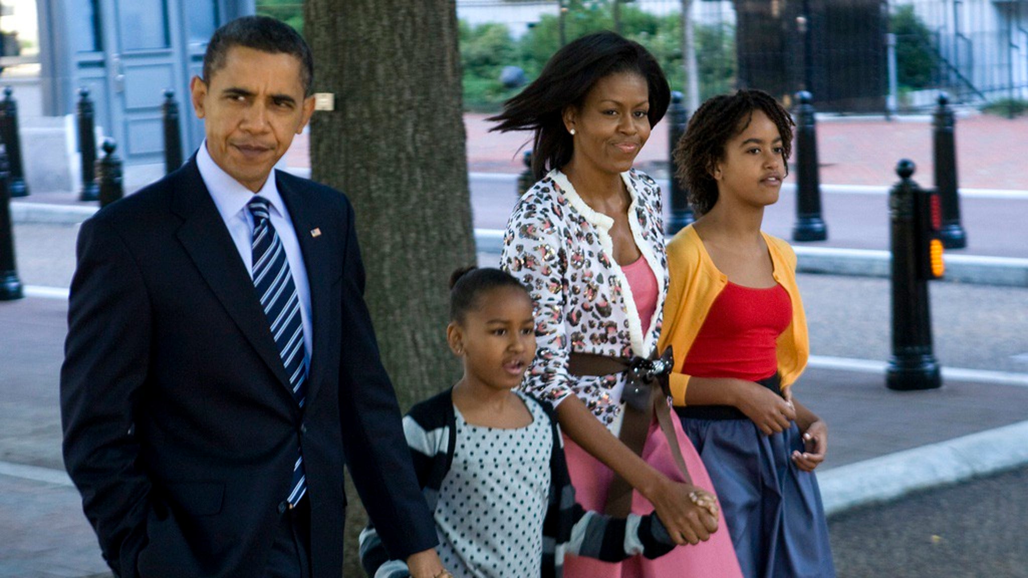 Obama Family Photos