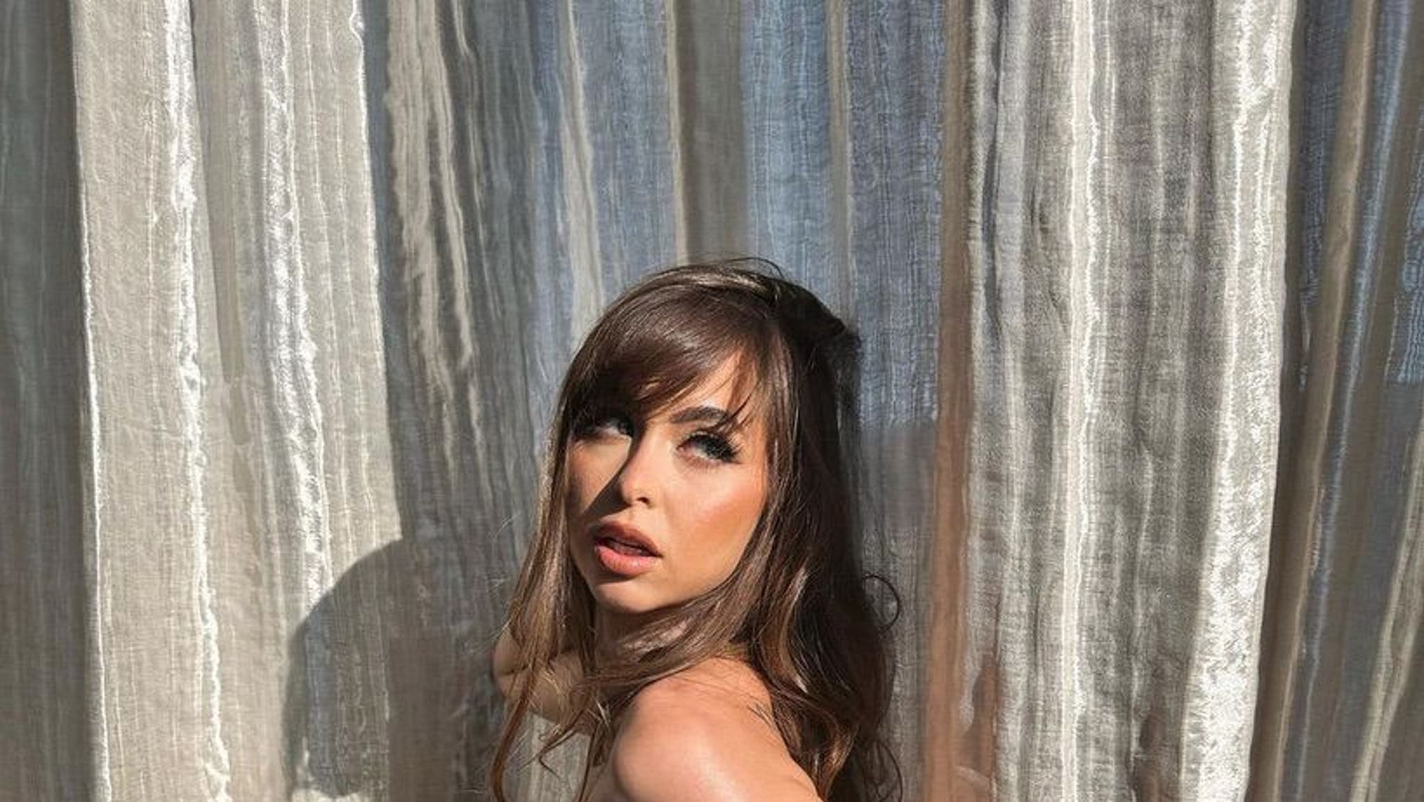 Riley Reid Hot Shots