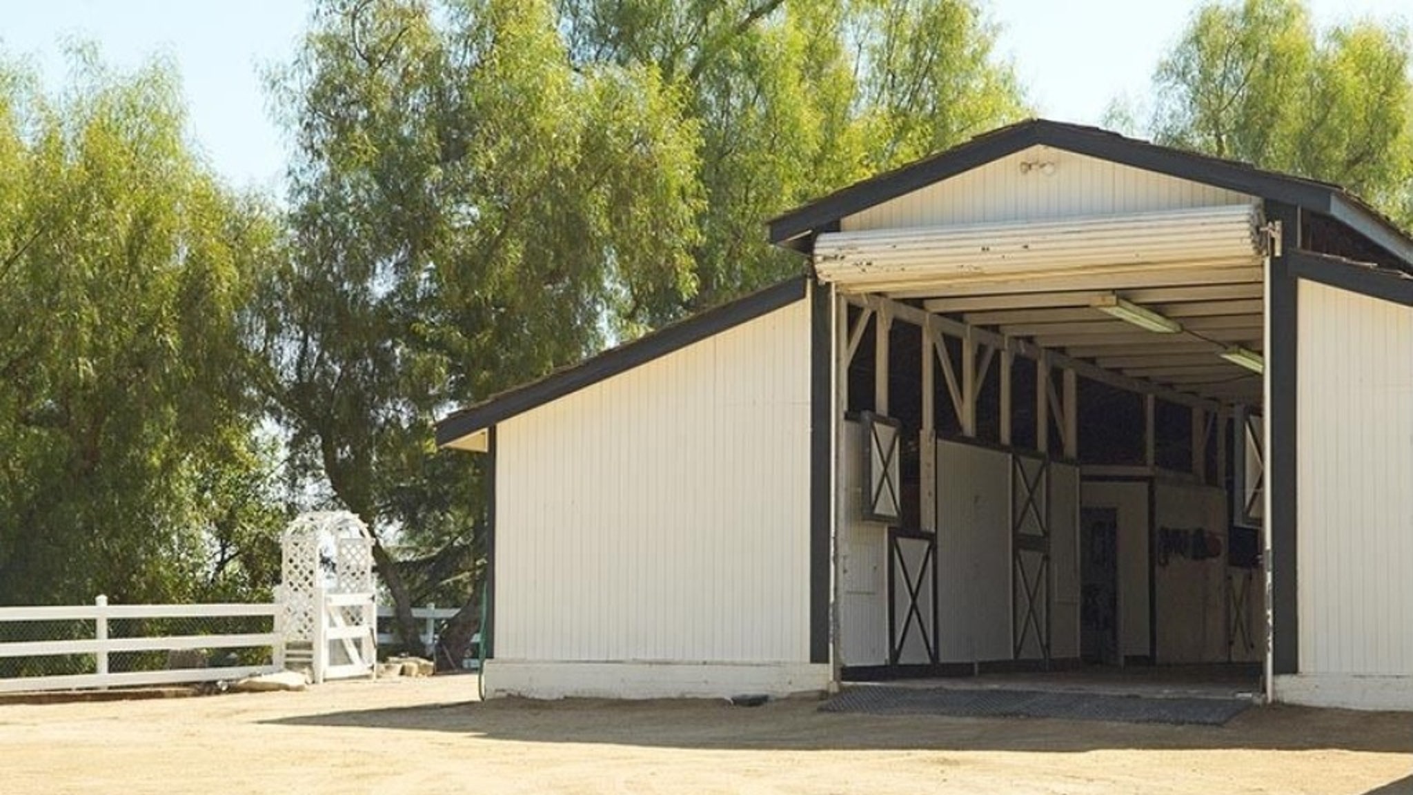 Miley Cyrus New House