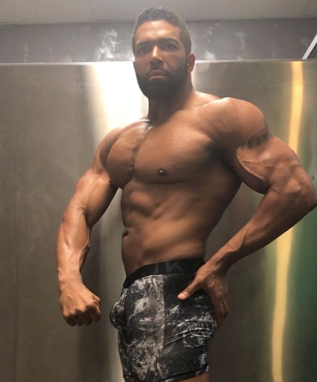 Les Muscles De David Otunga David Otunga In "Muscle & Fitness"