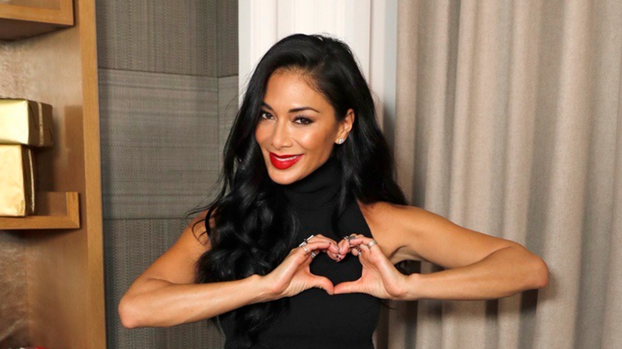 Celebrity Heart Hands