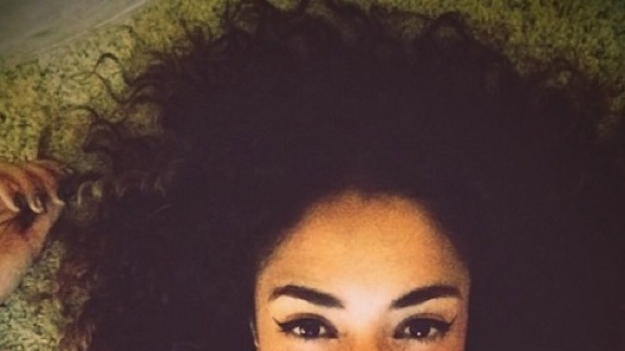 Elysandra Quiñones' Instagram Shots