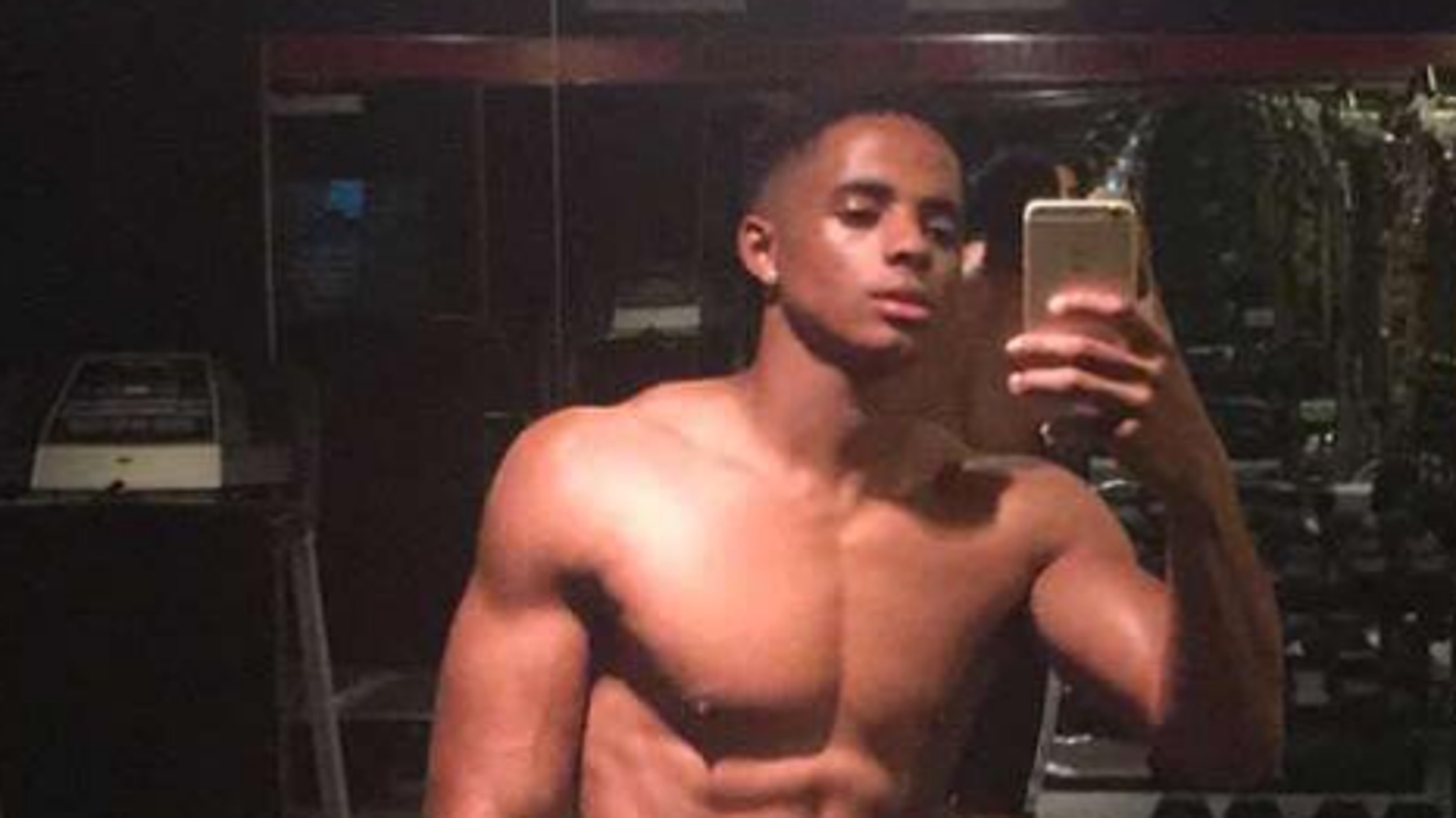 Cordell Broadus -- Model Citizen