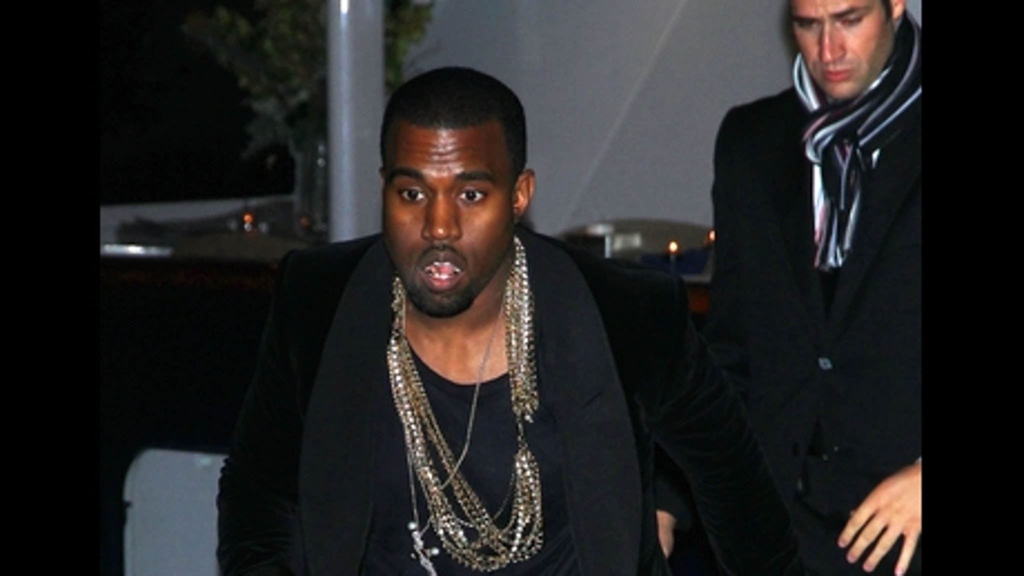 Kanye's Big Bling -- A Closer Look!