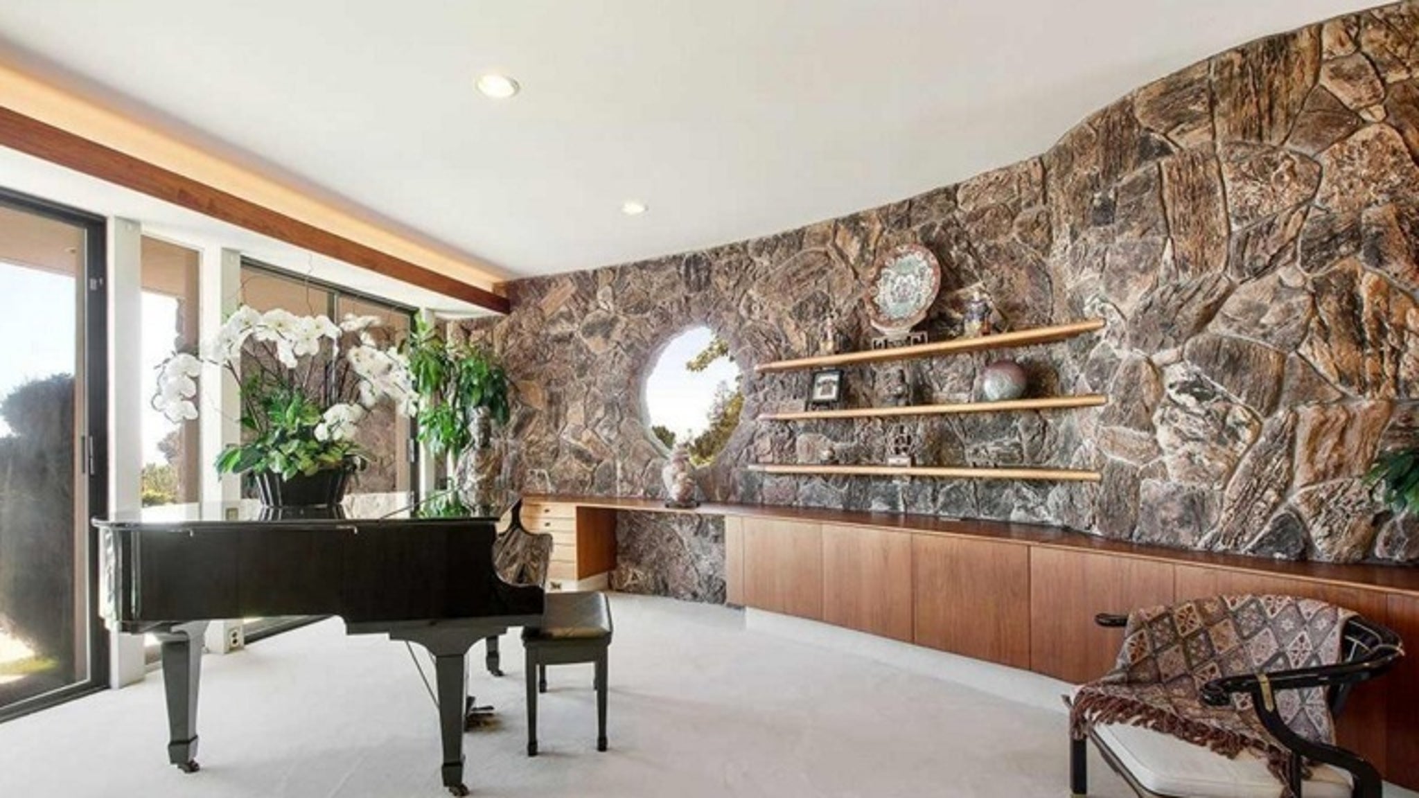 MLB Hall of Famer Joe Morgan's Oakland Home For Sale