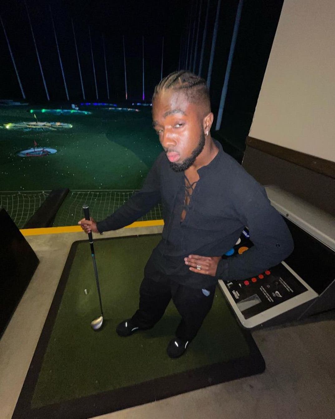 Celebrities Golfing -- See The Swinging Stars!