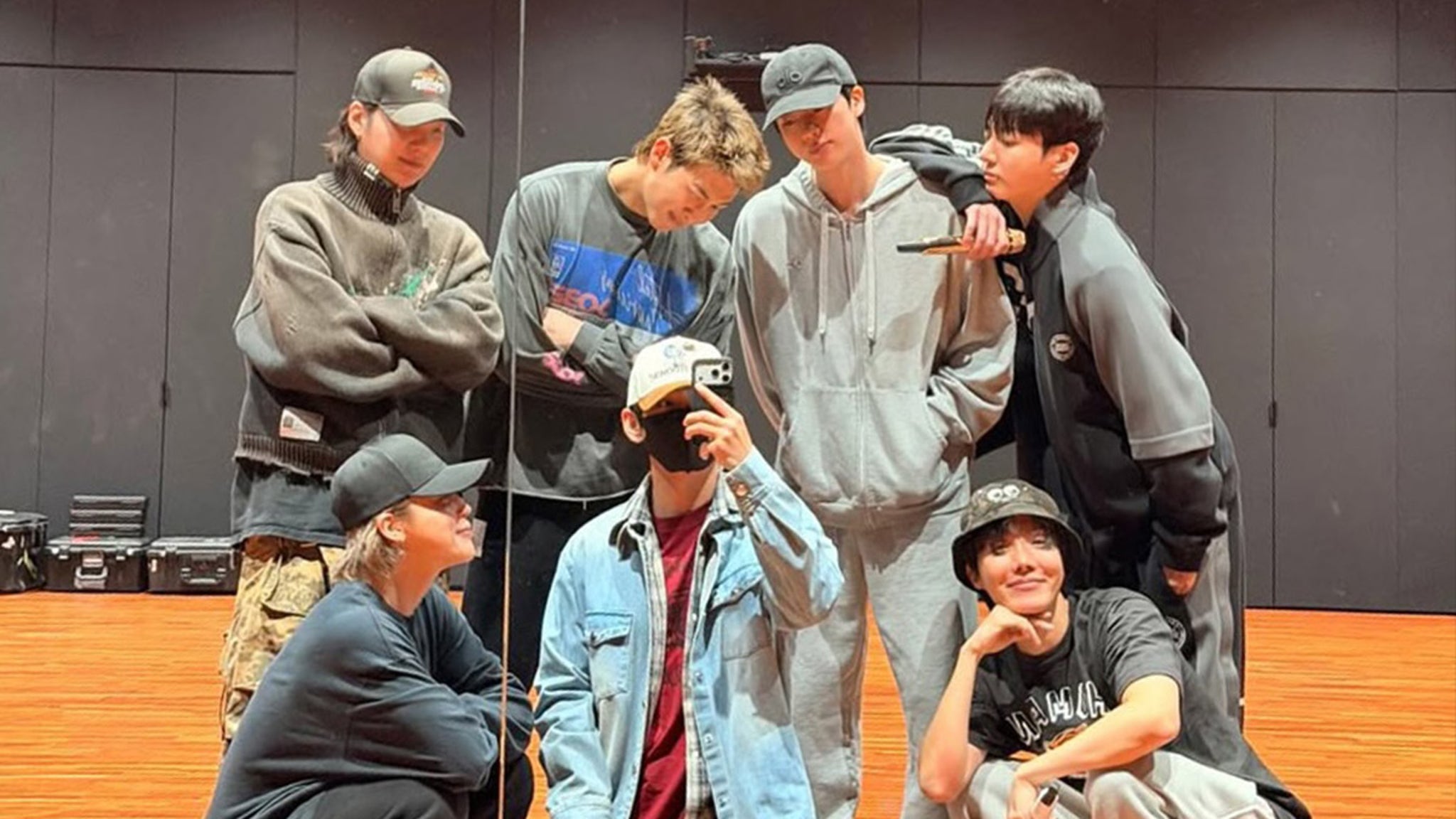 BTS Members Share Practice Room Pics