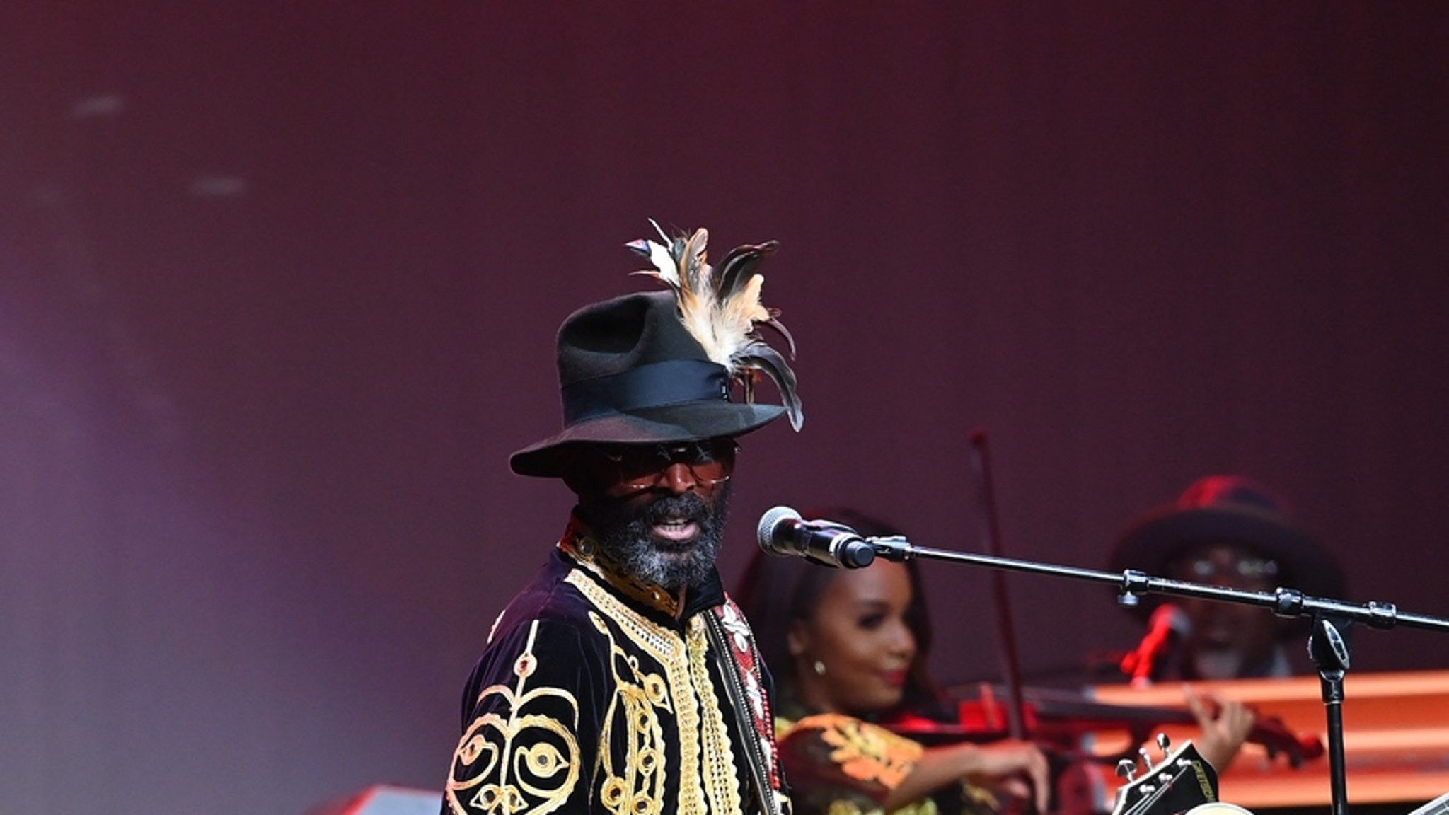 Remembering Dwayne Wiggins