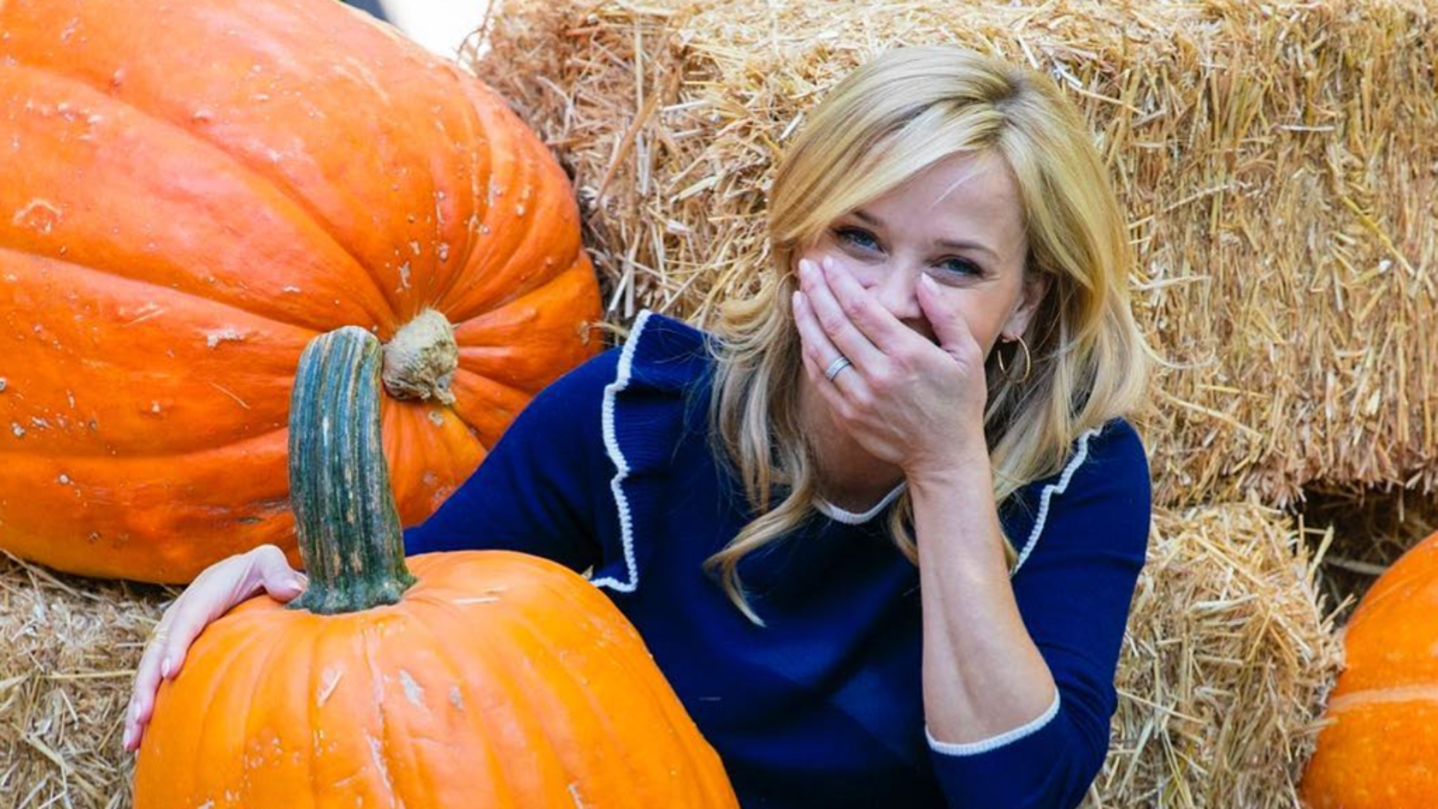 Celebrity Pumpkin Pics -- Gourd Lookin'!
