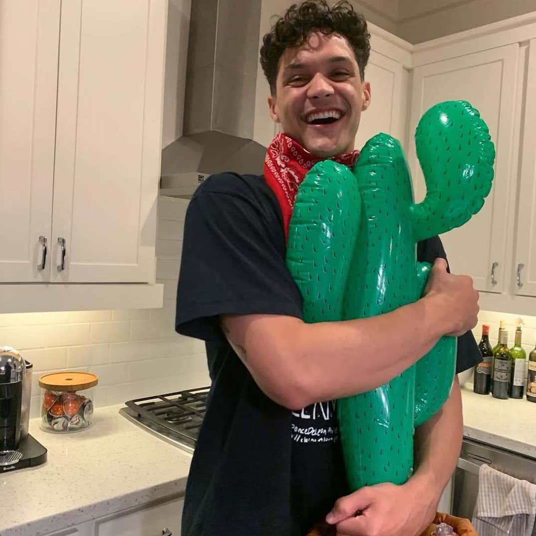 Addison Owen Social Shots