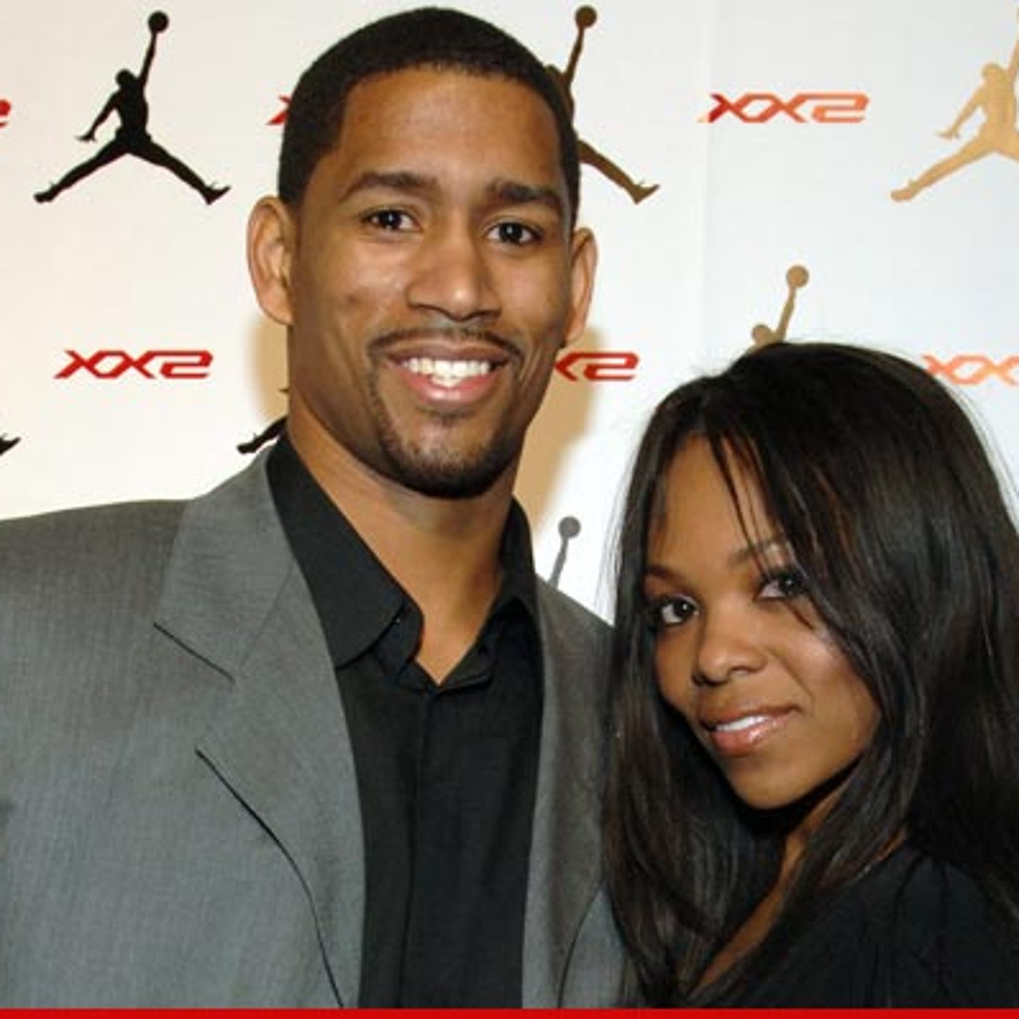 Charlie Bell's Instagram, Twitter & Facebook on IDCrawl