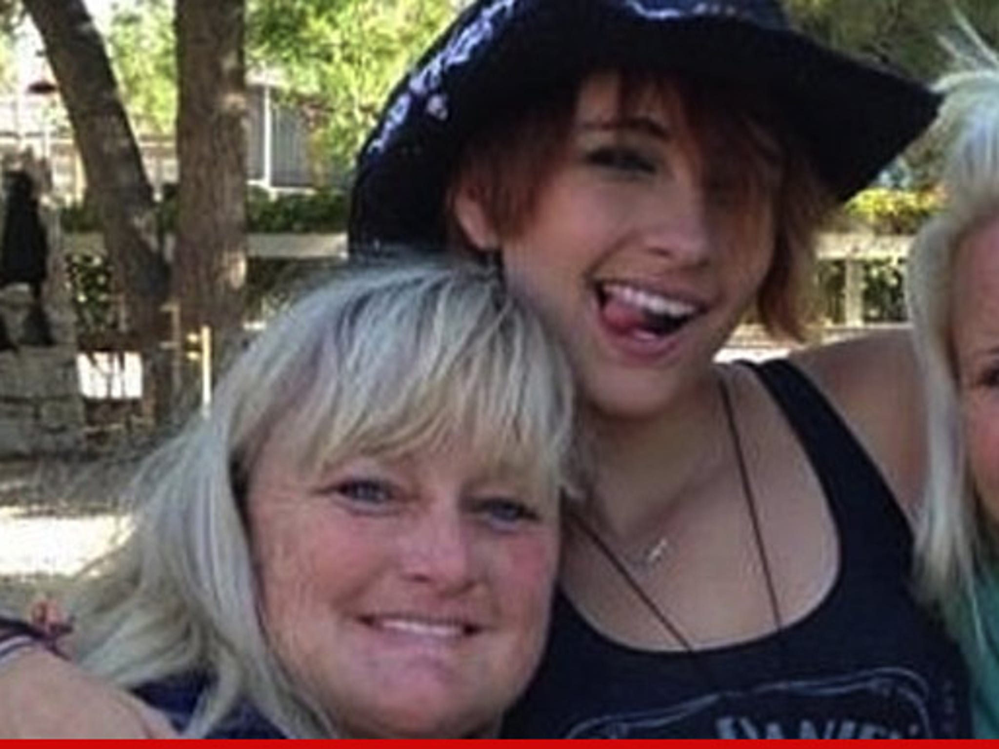 Debbie Rowe's Instagram, Twitter & Facebook on IDCrawl