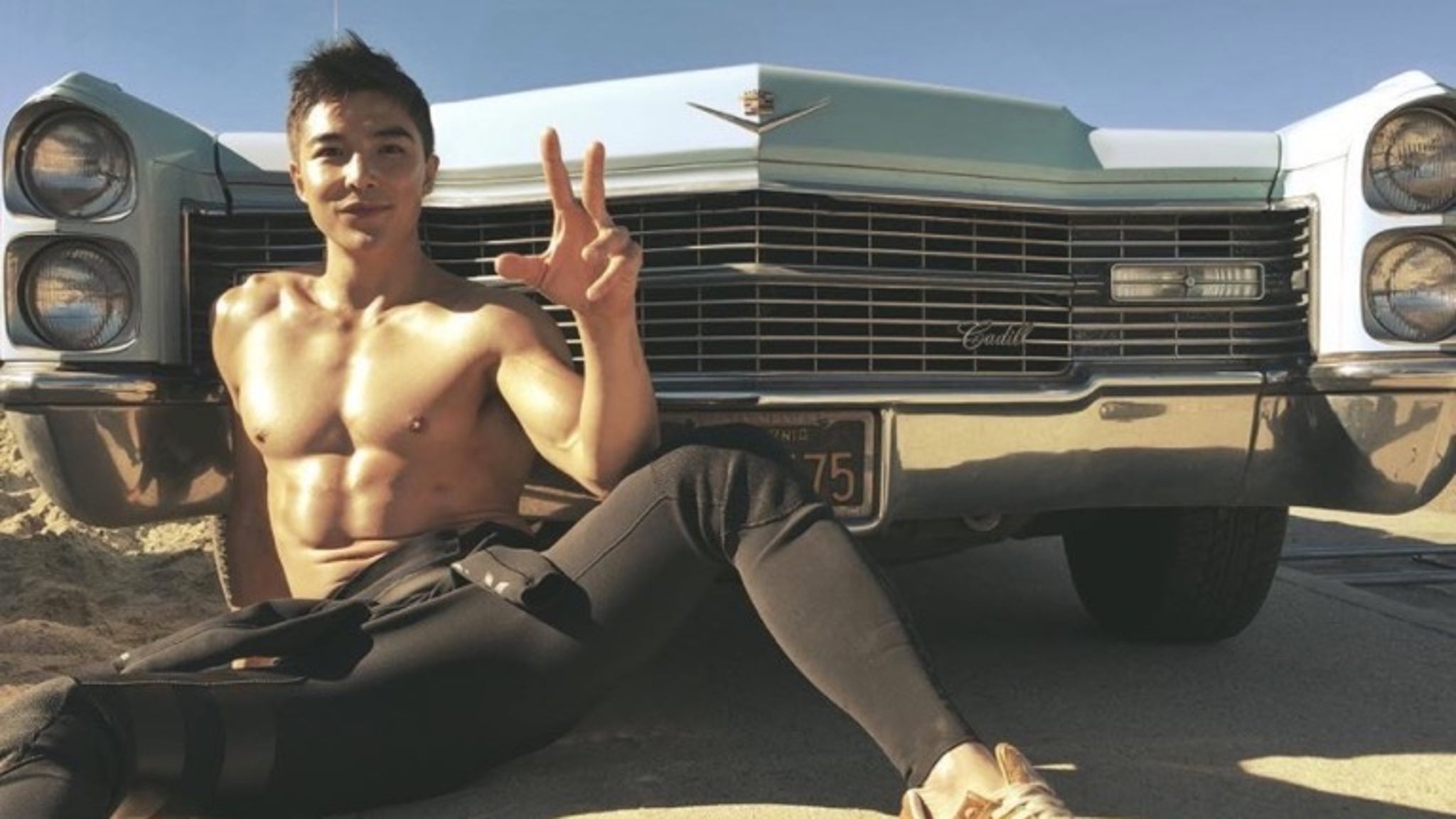 Ludi Lin's Shirtless Shots