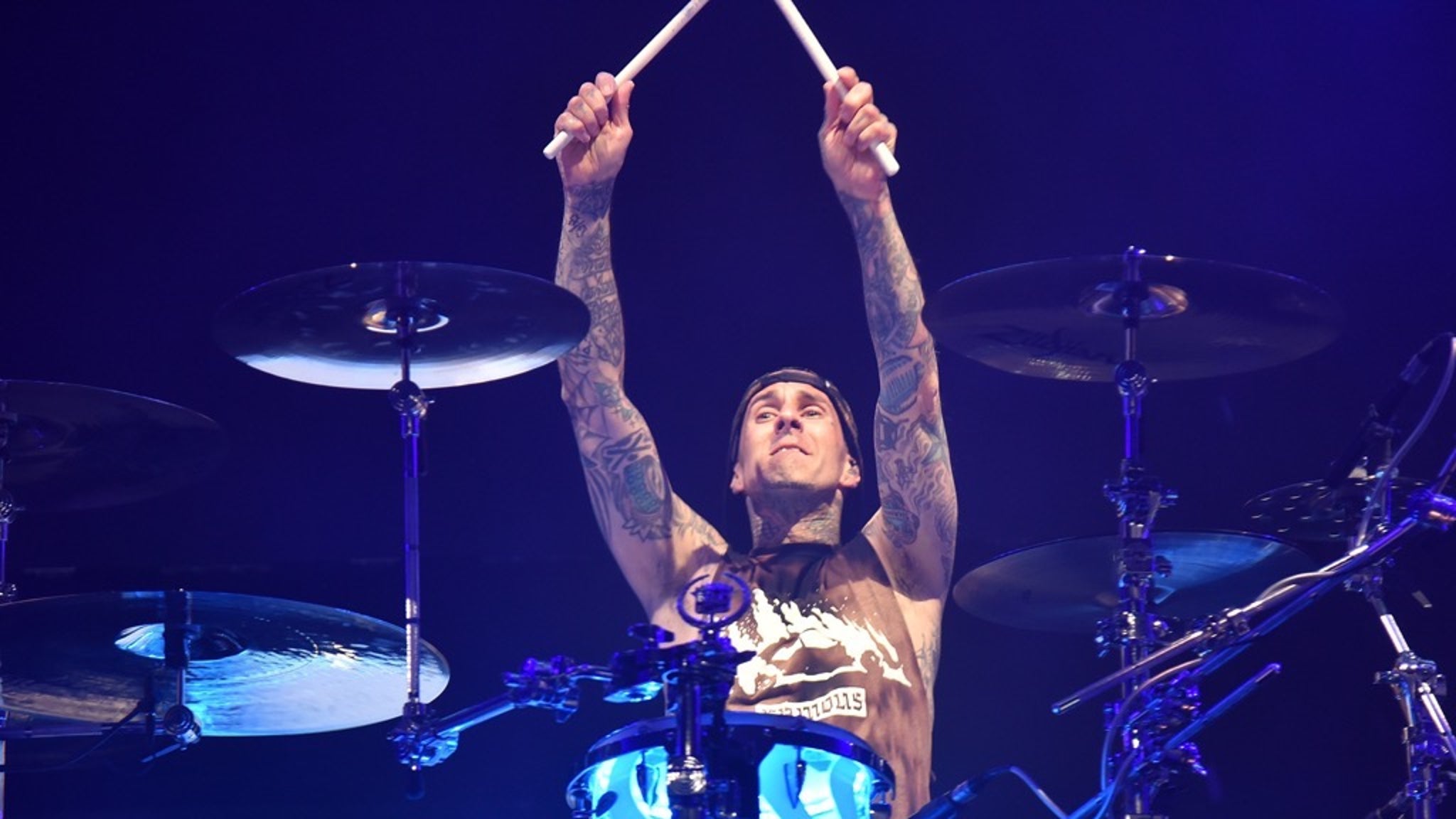Travis Barker Performance Photos