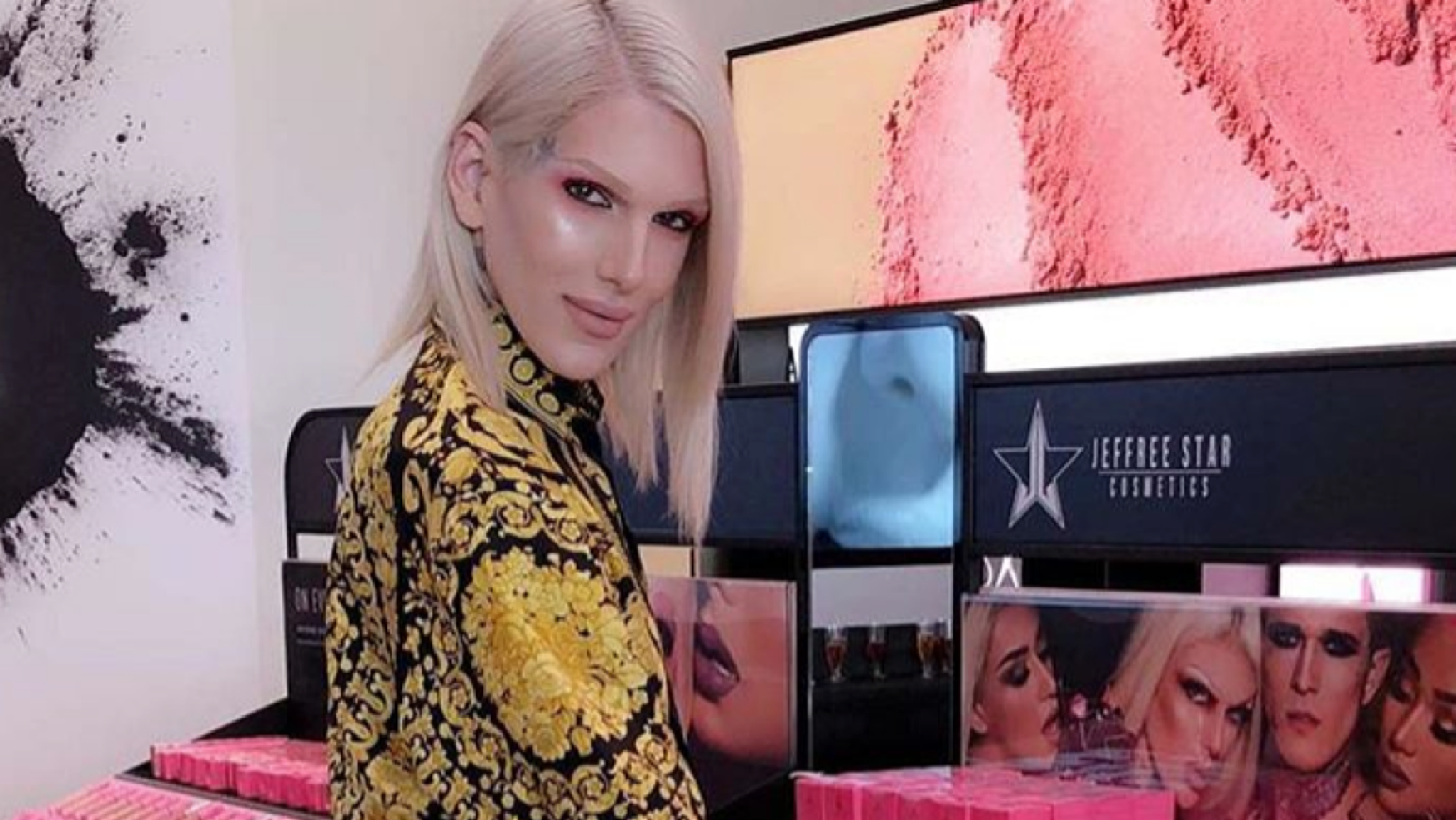 Jeffree Star's Cosmetic Shots
