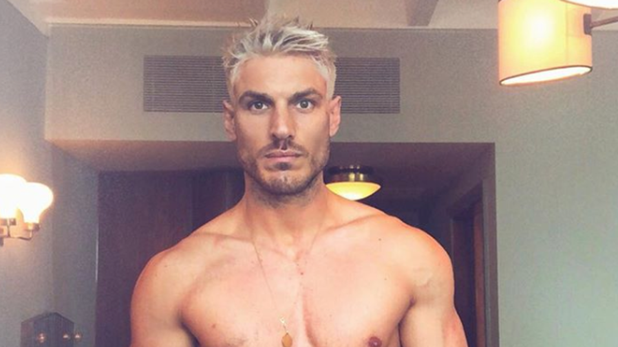 Chris Appleton's Shirtless Shots