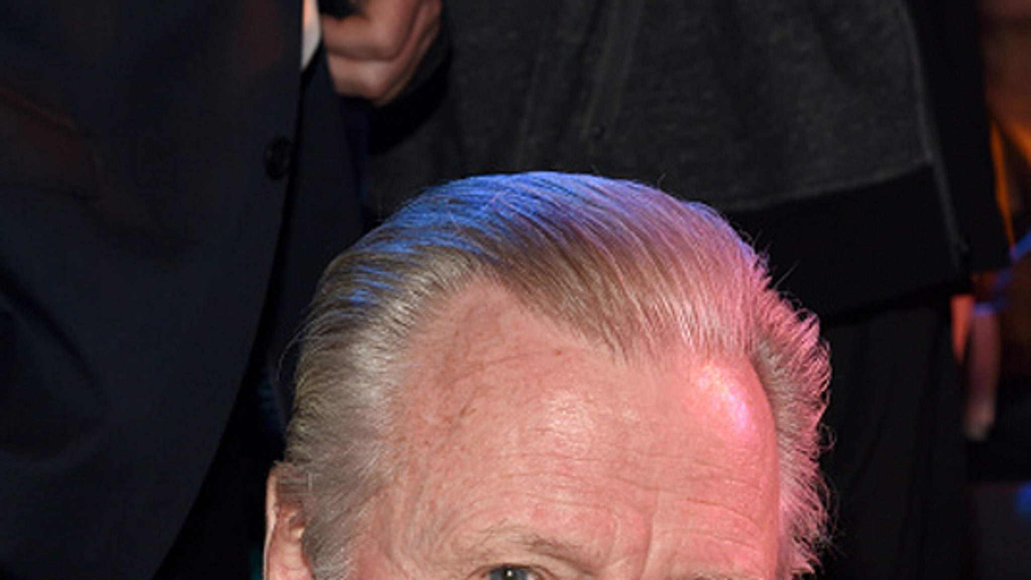 Famous Floyd & Manny Fight Fans