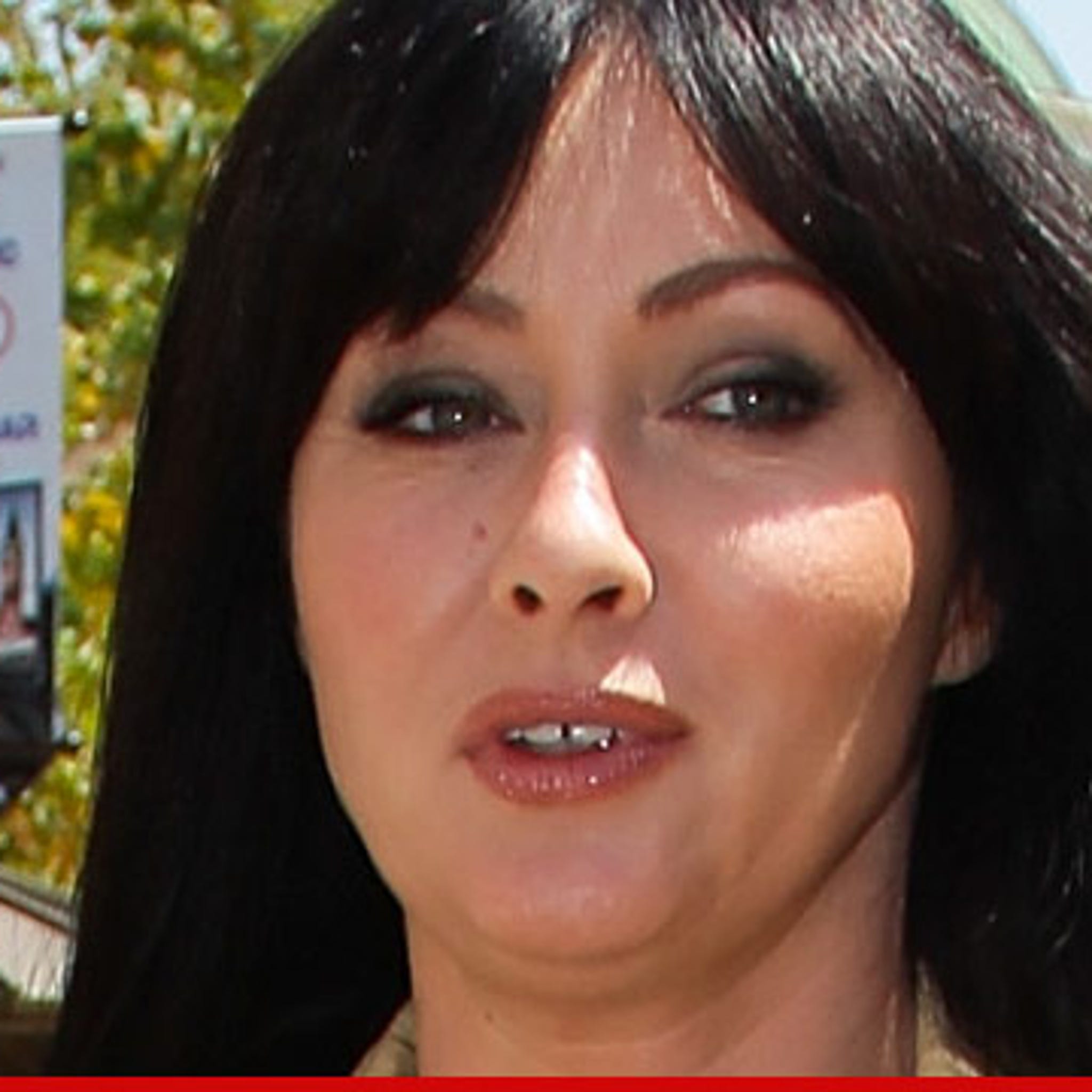 Shannen Doherty Eyes Family Guy