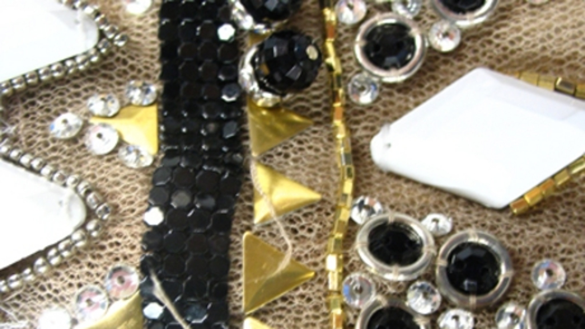 Kelly's Kitson Dress Disaster?