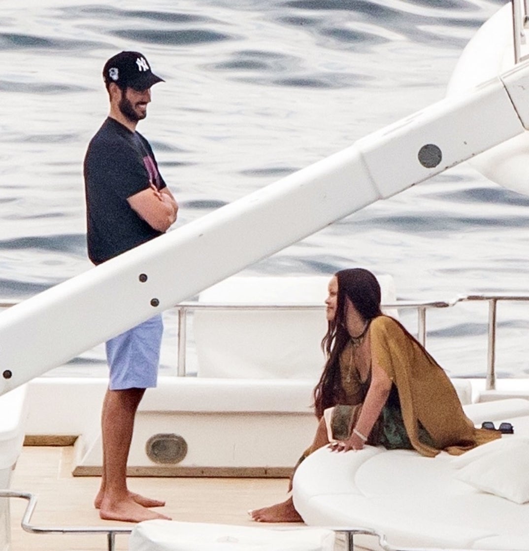 Rihanna And Hassan Jameel Pool