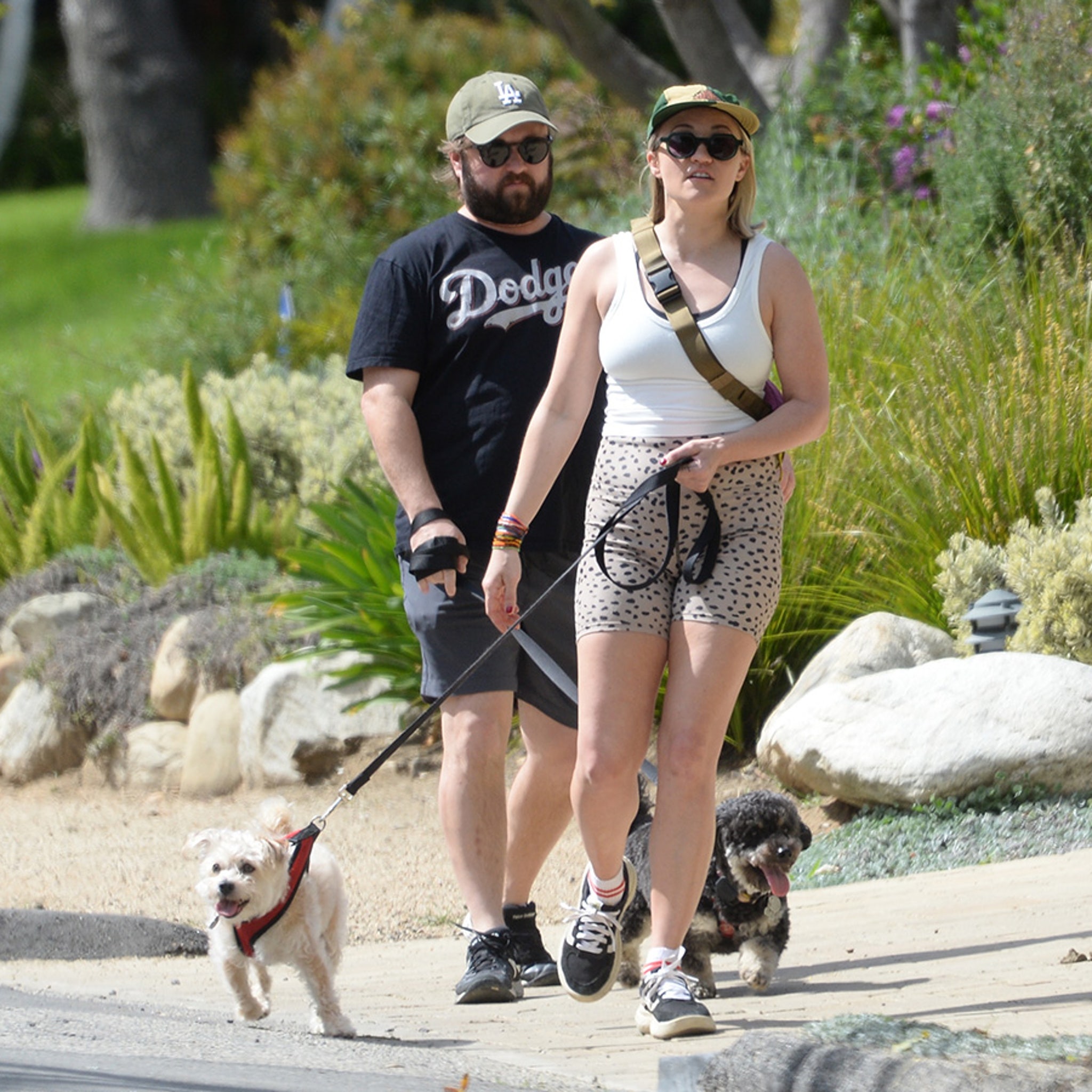 Haley Joel Osment Y Emily Osment 2024 Young Sheldon Spinoff Starring