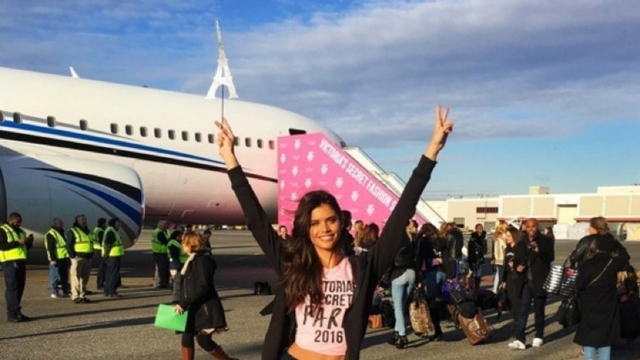 Victoria's Secret Models -- Flying to Paris
