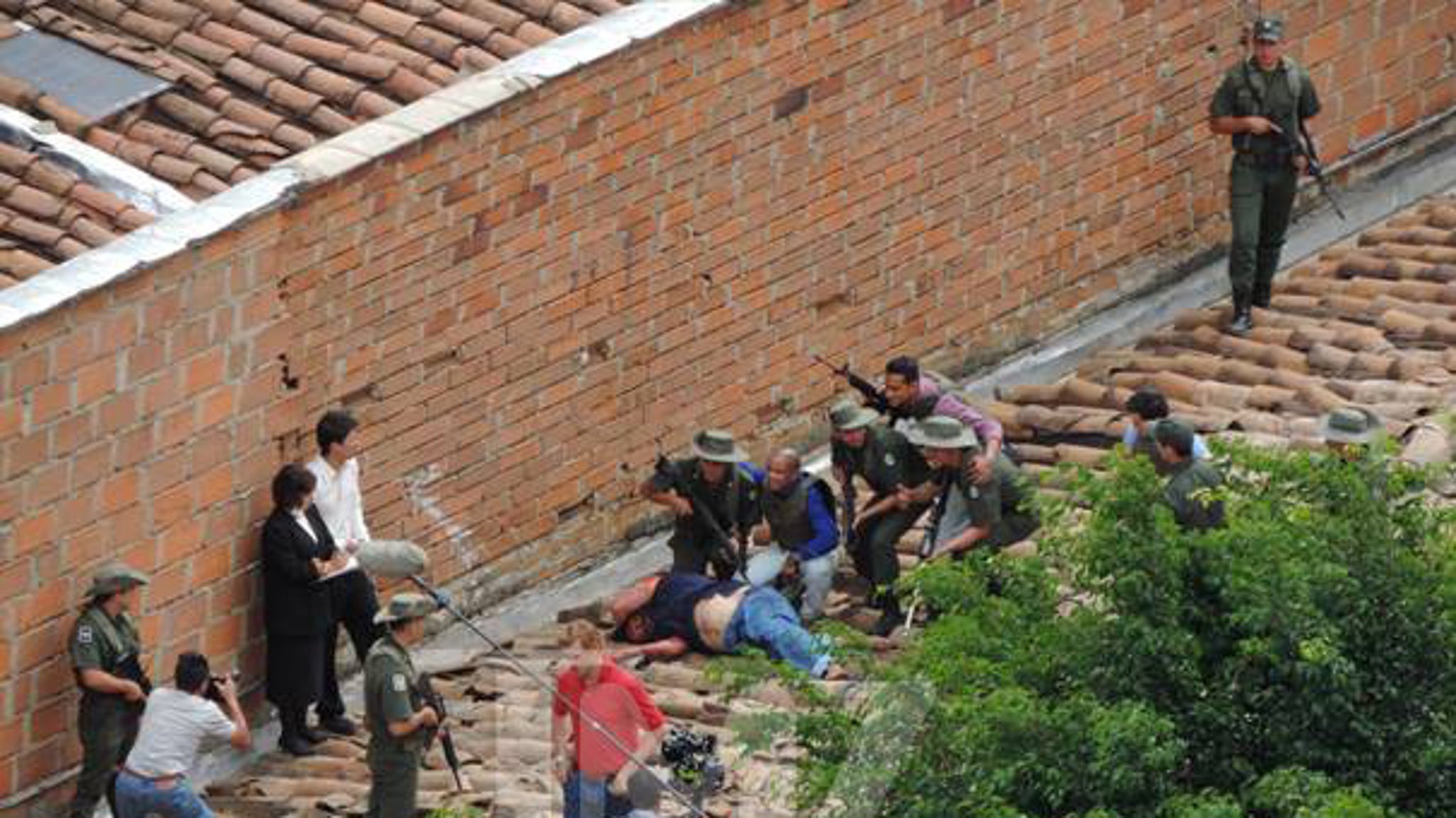 "Narcos" Season Two Spoiler -- Dia De Los Muertos!