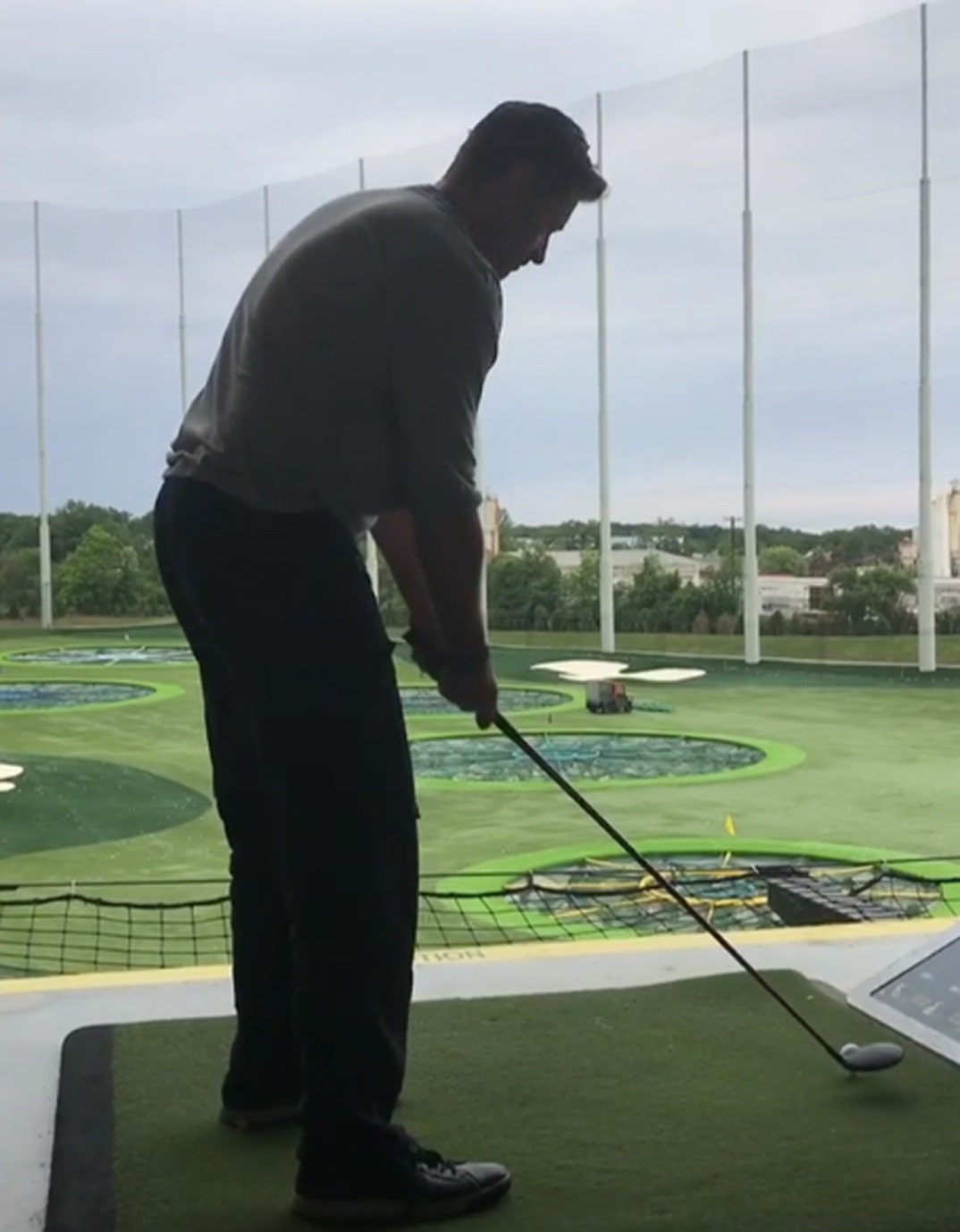 Celebrities Golfing -- See The Swinging Stars!