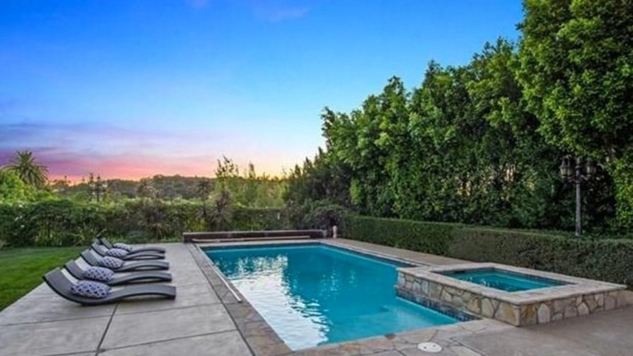 Big Sean Buys Slash's Rockin' Beverly Hills Mansion