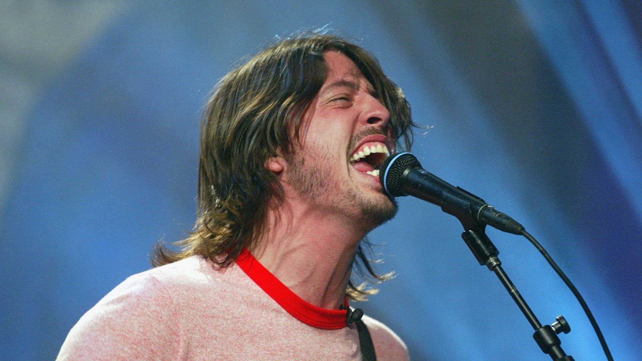 Dave Grohl Performance Photos