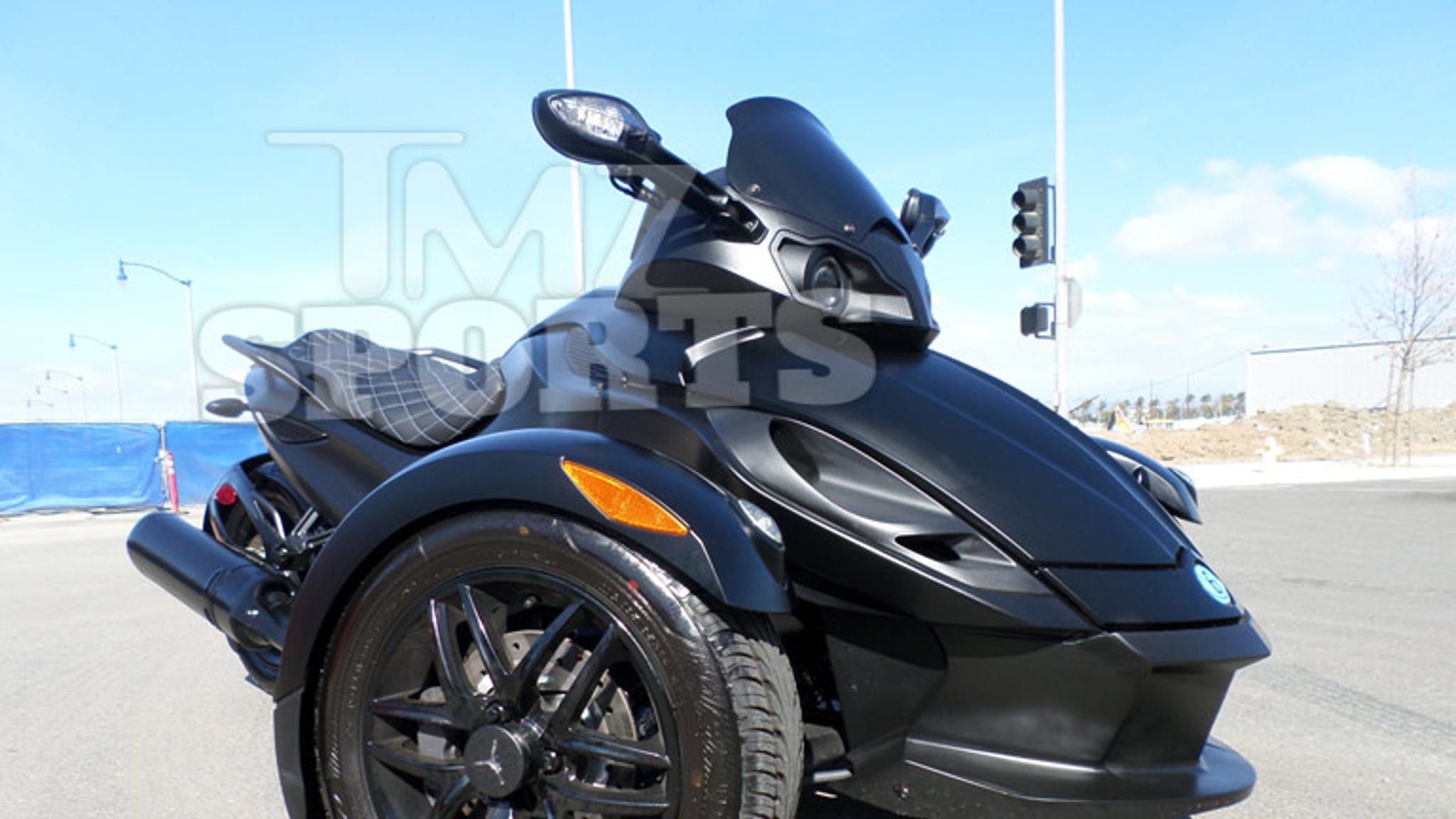 Deandre Jordan's Tron Tricycle