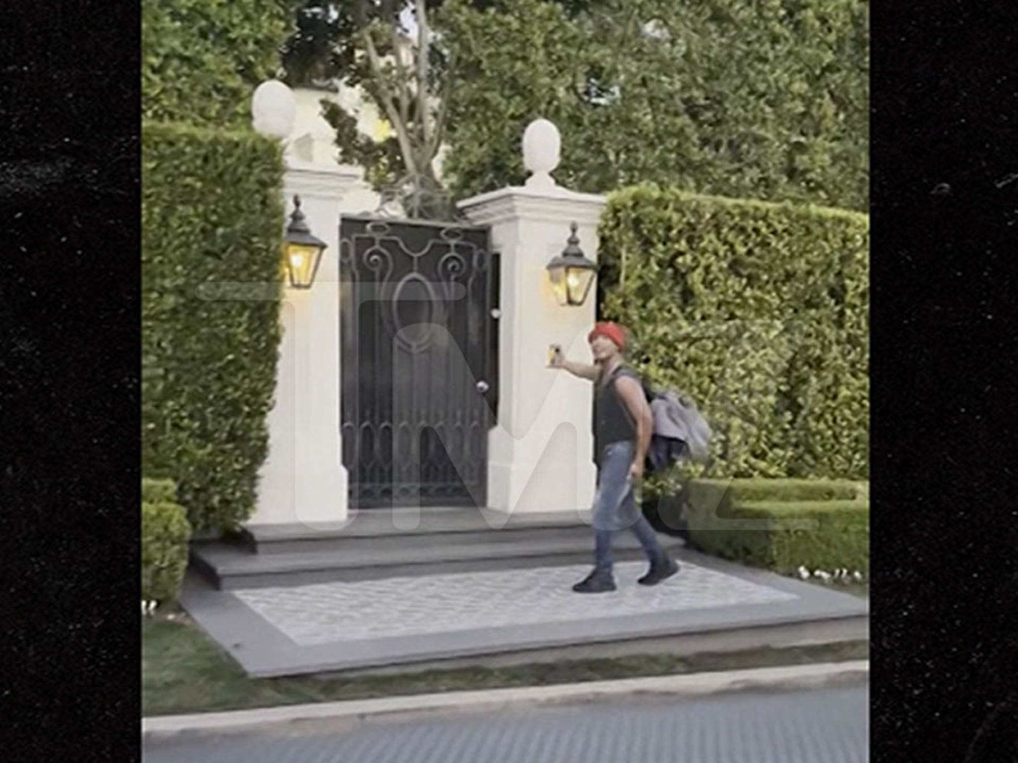 Isaiah Small's Instagram, Twitter & Facebook on IDCrawl